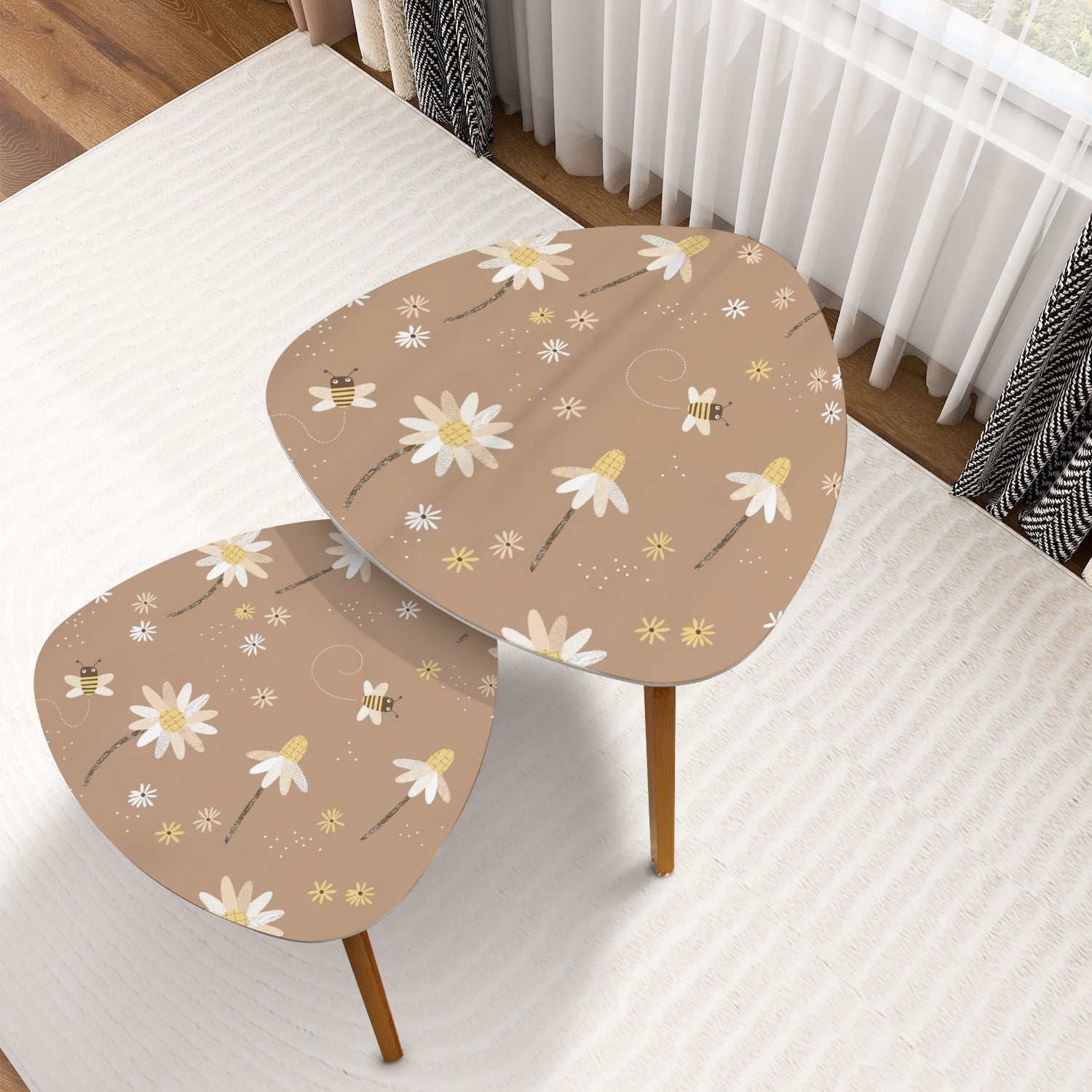 Triangle Nesting Coffee Table Set of 2 Honey bees Daisy flowers Florets ...