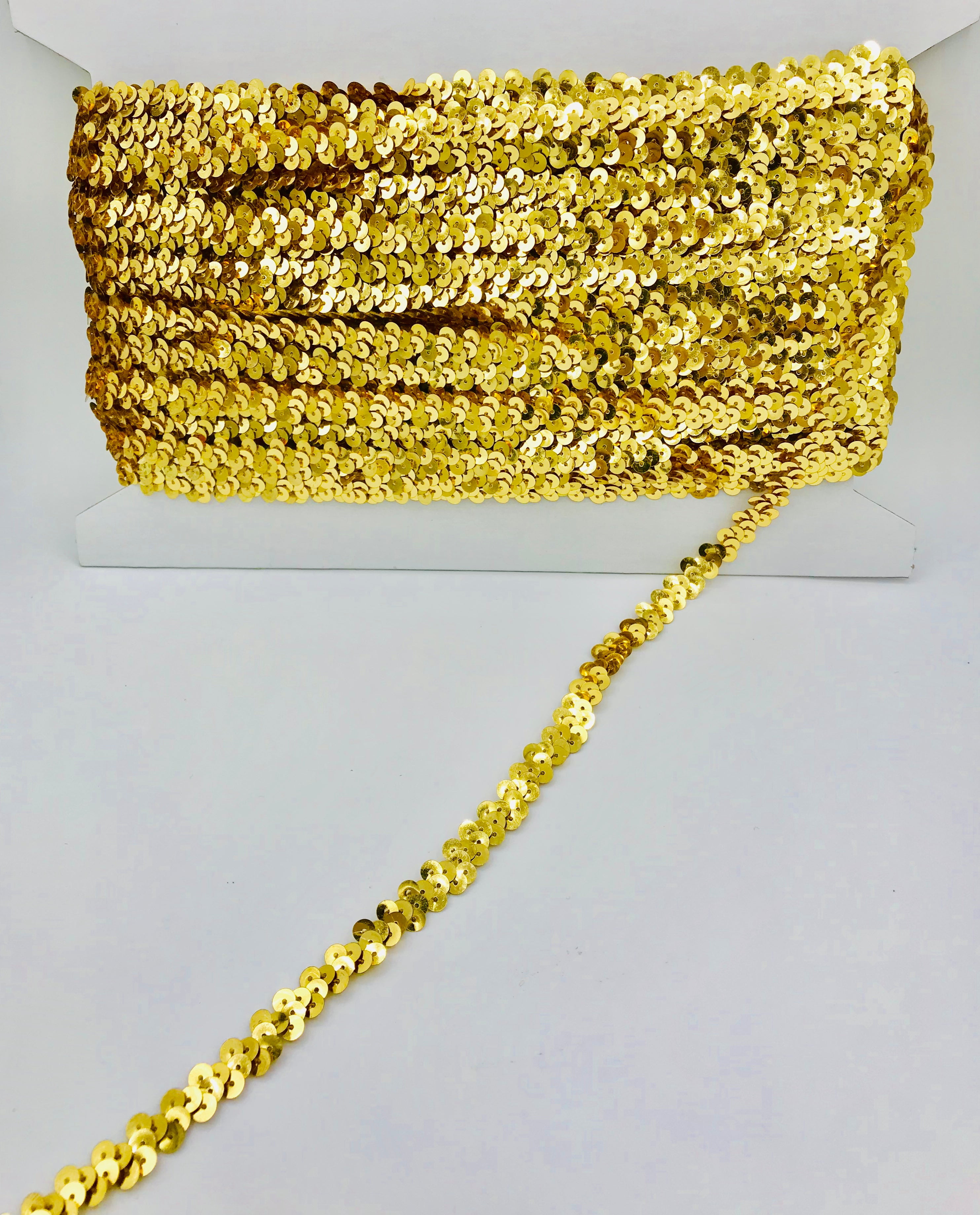 Trimplace Gold 3/8" Single Row Stretch Sequin - Walmart.com