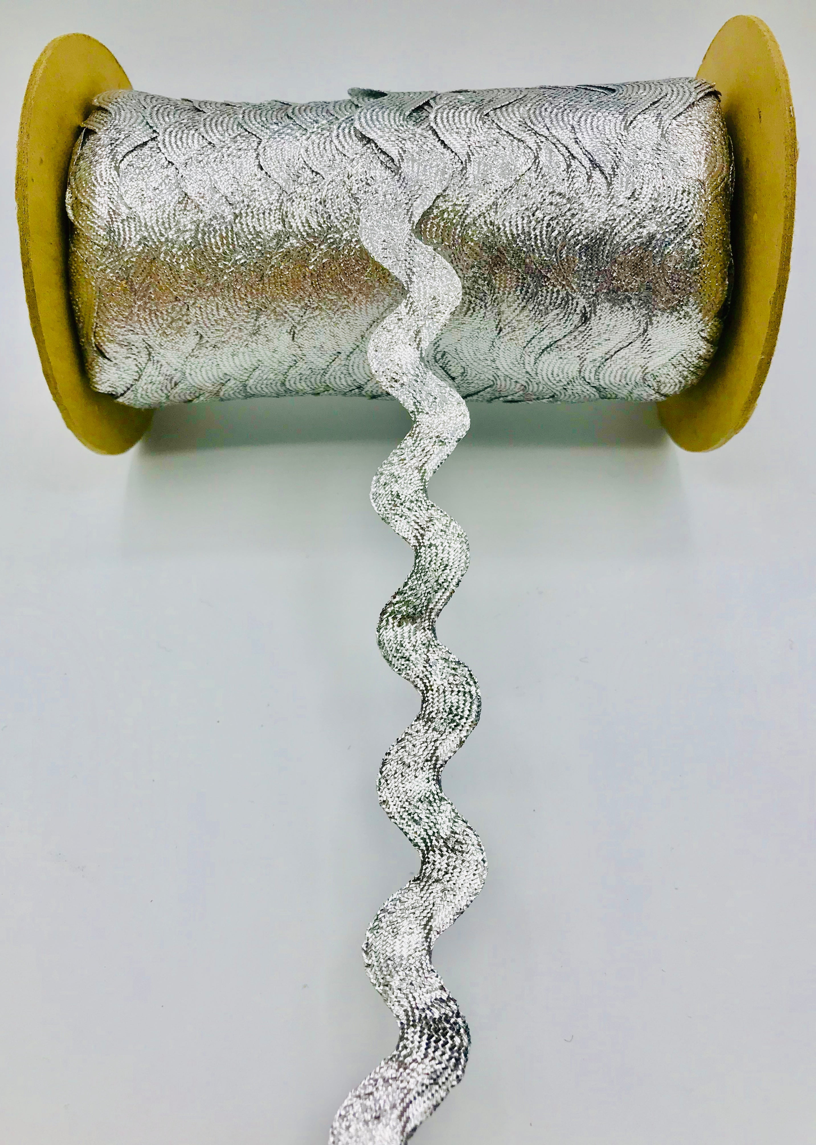 Trimplace Silver 7/8" Metallic RIC Rac - Walmart.com