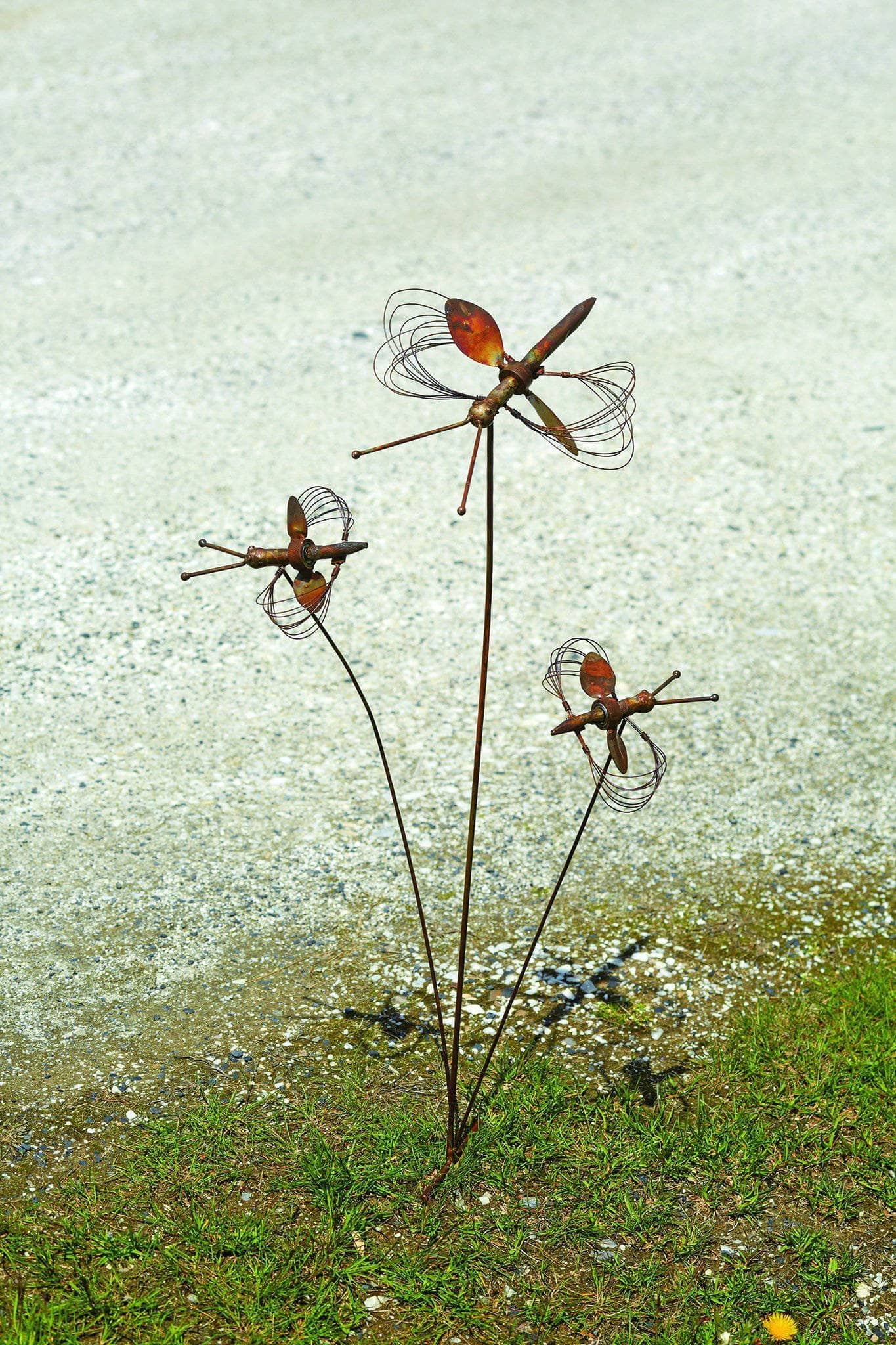 Triple Butterfly With Spinning Wings Garden Stake - Walmart.com