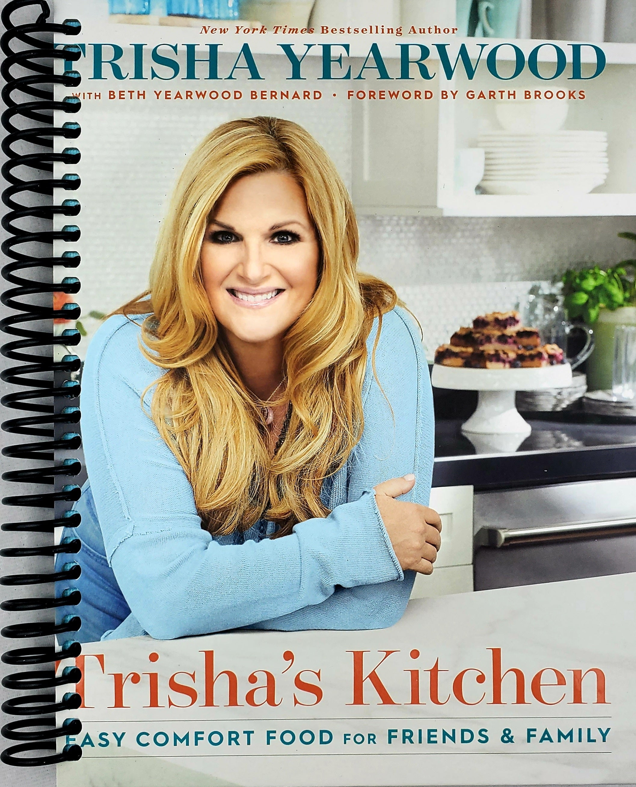 Trisha's Kitchen: Easy Comfort Food for Friends and Family (Spiral ...