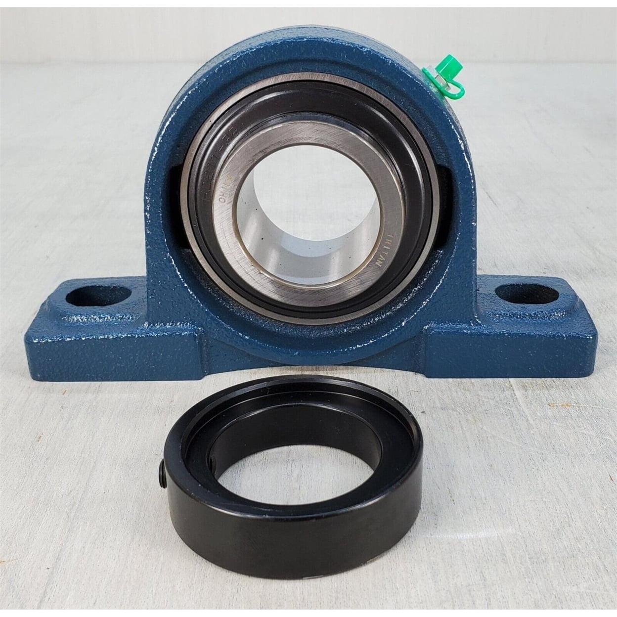 Tritan Pillow Block Bearing, 2 in Bore, Cast Iron HCP211-32 - Walmart.com