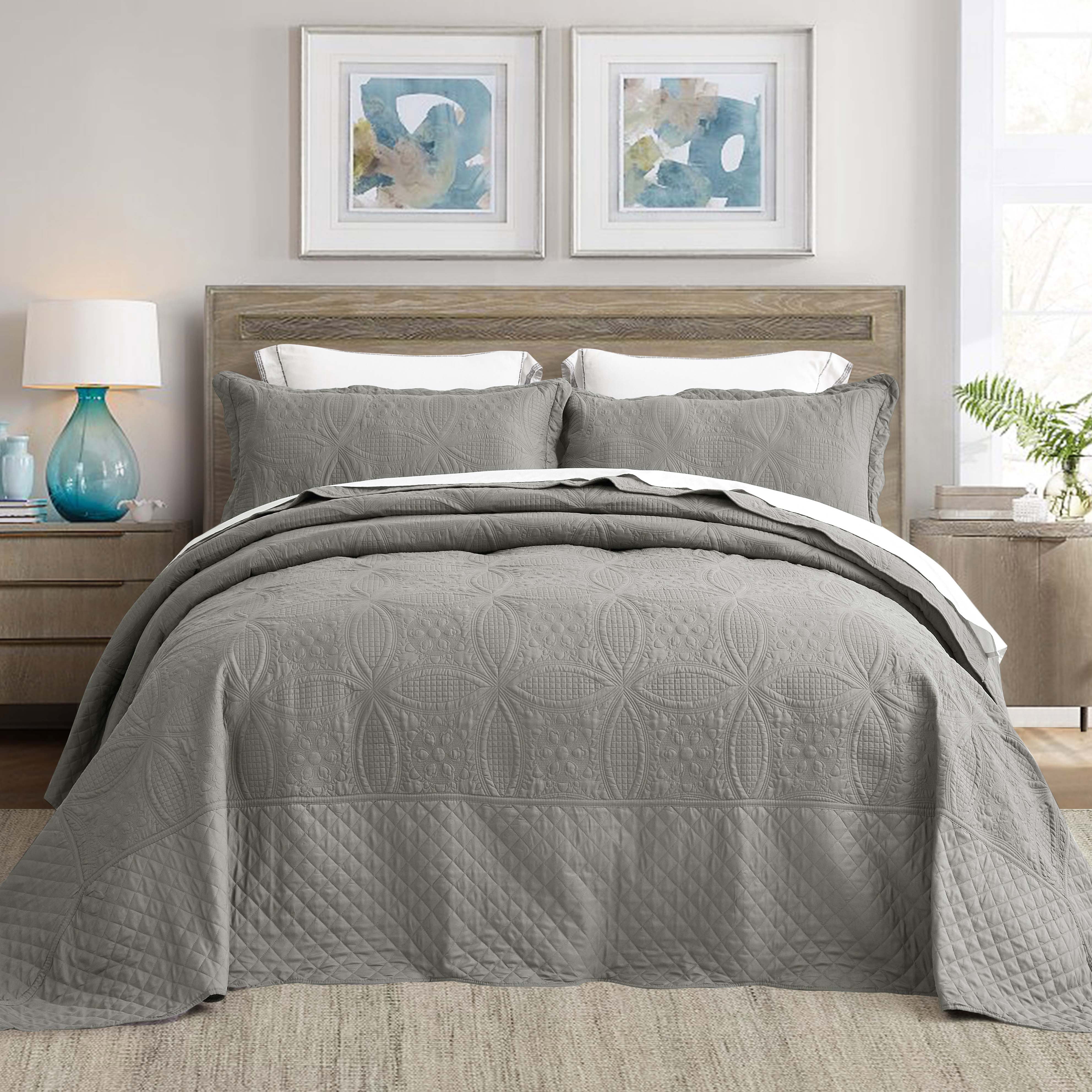 Tritard 3-Piece Oversized King Quilts Bedspread 128x120 Extra Wide ...