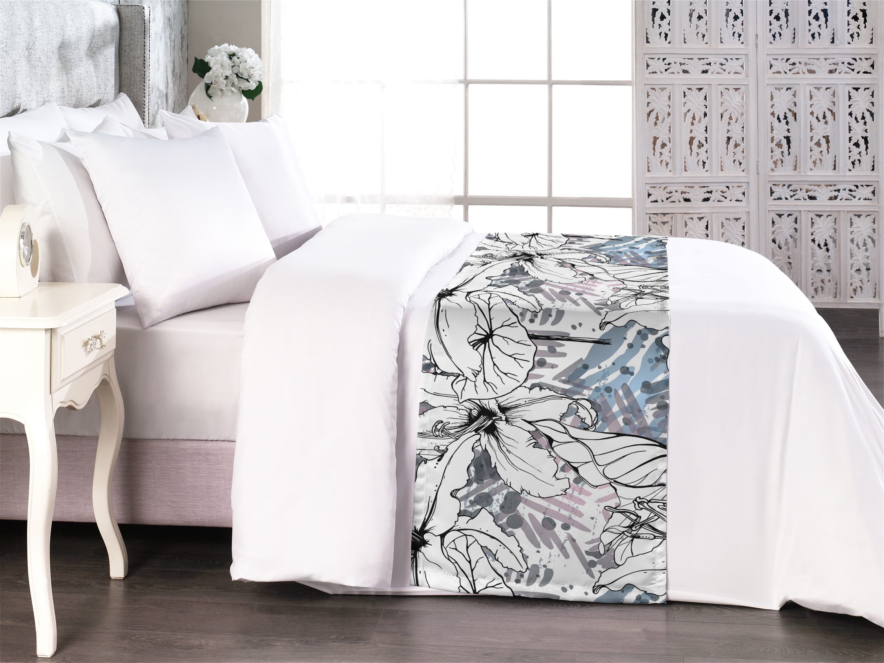 Tropical Bed Runner, Modern Design Outline Lily Flowers on Weathered ...