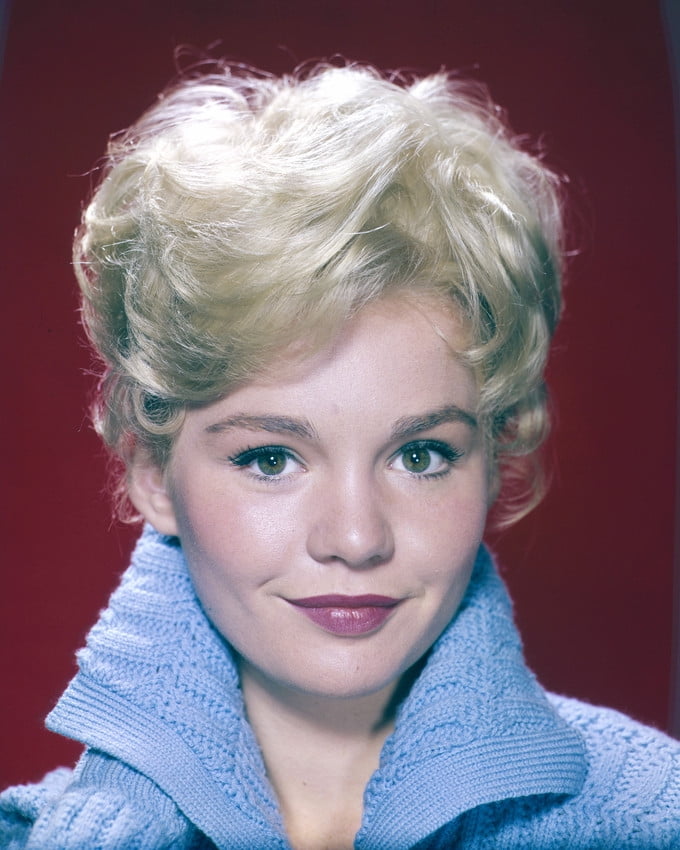 Tuesday Weld Close Up Cute Portrait 24X36 Classic Hollywood Poster ...