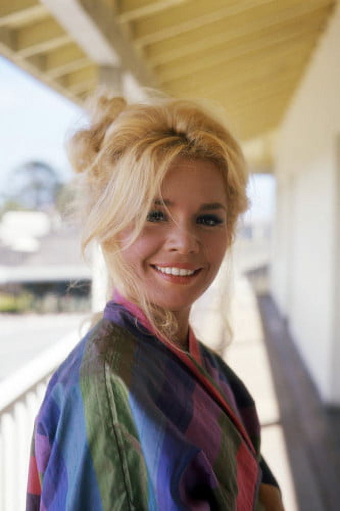 Tuesday Weld lovely smile cute portrait 24x36 Poster - Walmart.com