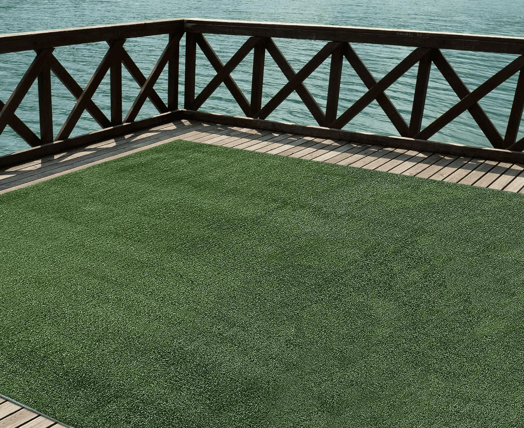 Tumis Indoor/Outdoor Turf Carpet & Rugs, Sythentic Grass in Lawn Green ...