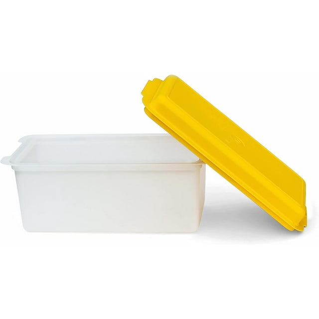 Tupperware Bread Server for Keeping Bread Loaves Fresh on the Counter ...