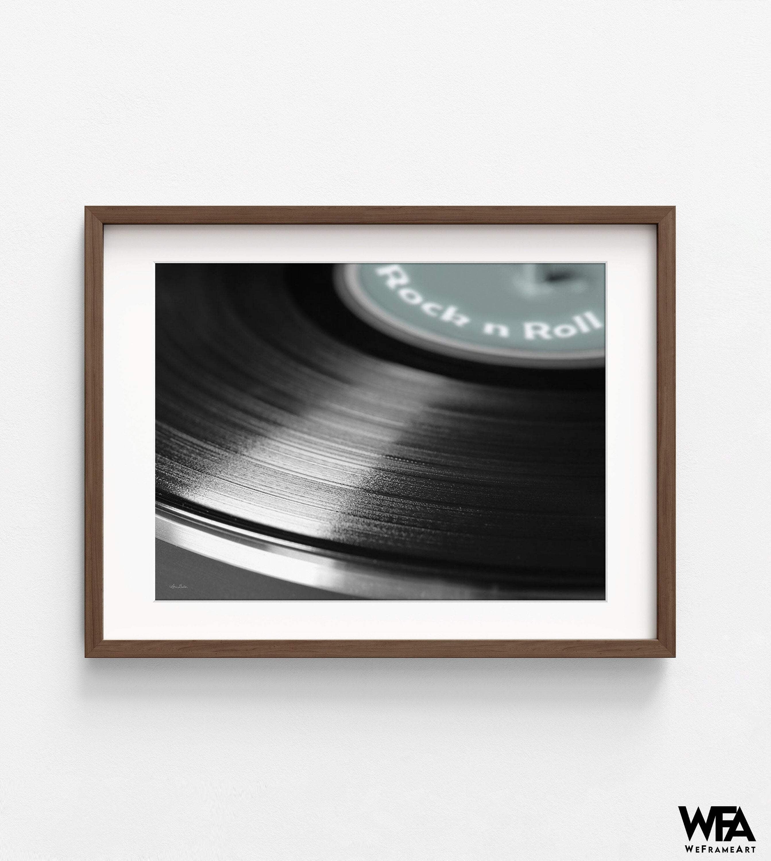 Turntable Art Poster, Red Vintage Kids Toy Playroom Poster, Classic ...