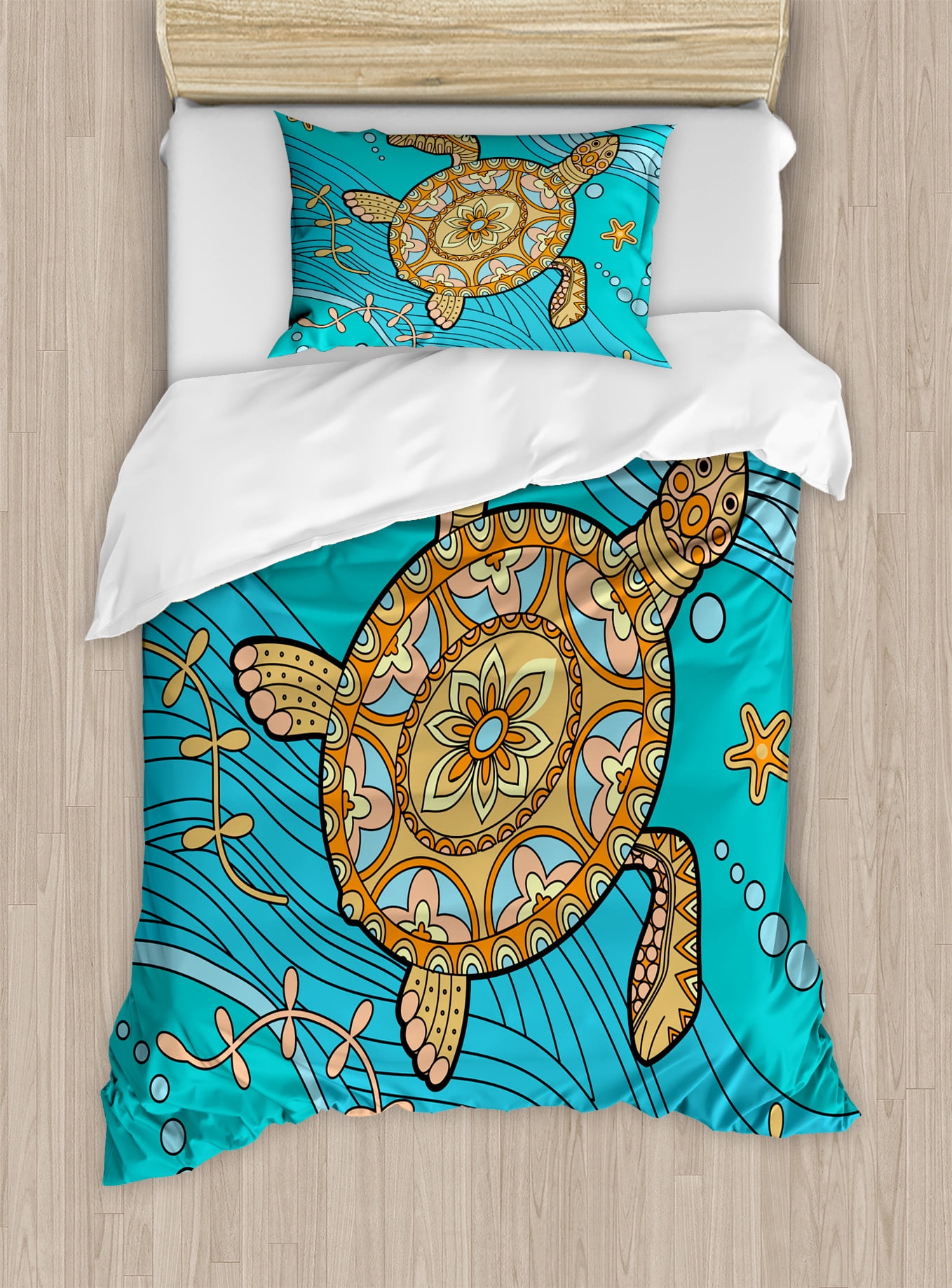Turtle Duvet Cover Set, Doodle of Sea Turtle on Water Surface Maritime ...