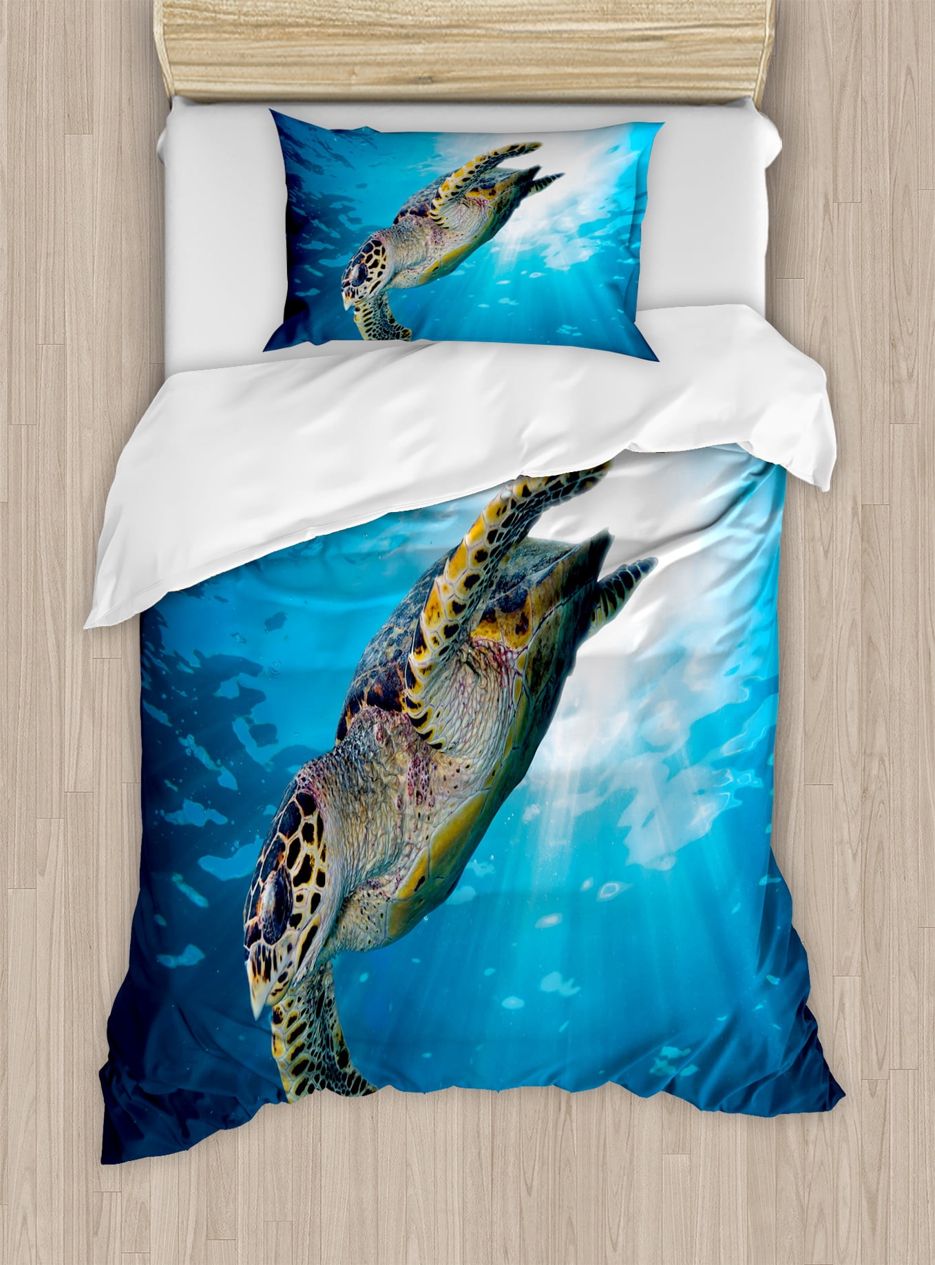 Turtle Duvet Cover Set, Hawksbill Sea Turtle Dive Deep into the Blue ...