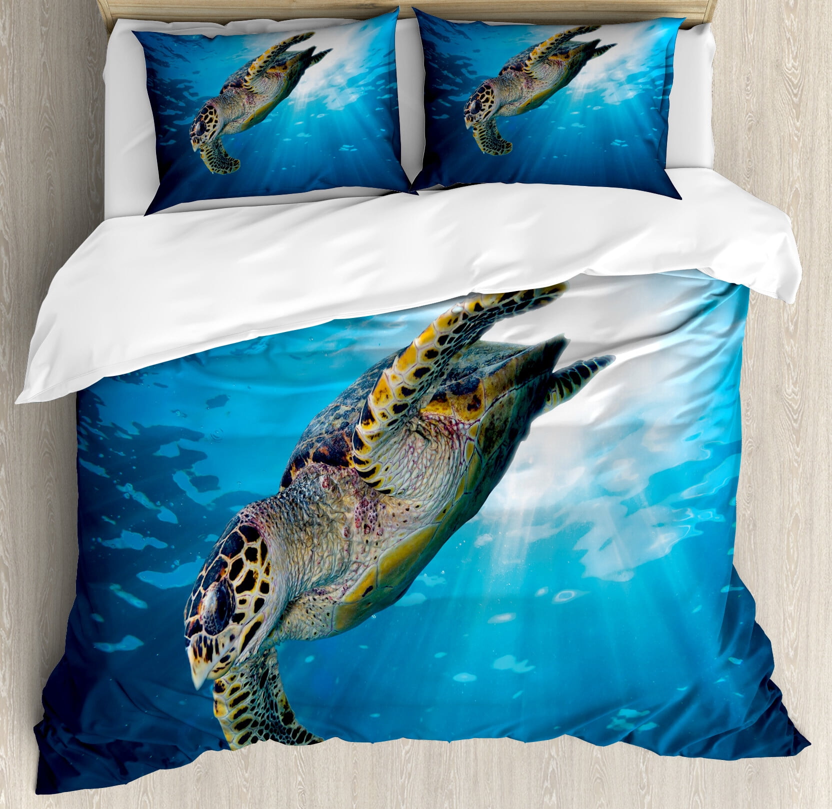 Turtle Duvet Cover Set, Hawksbill Sea Turtle Dive Deep into the Blue ...