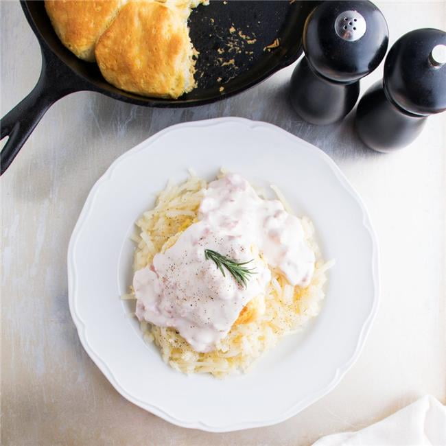 Tuxton 10.75 in. Porcelain White Scalloped Plate - Walmart.com