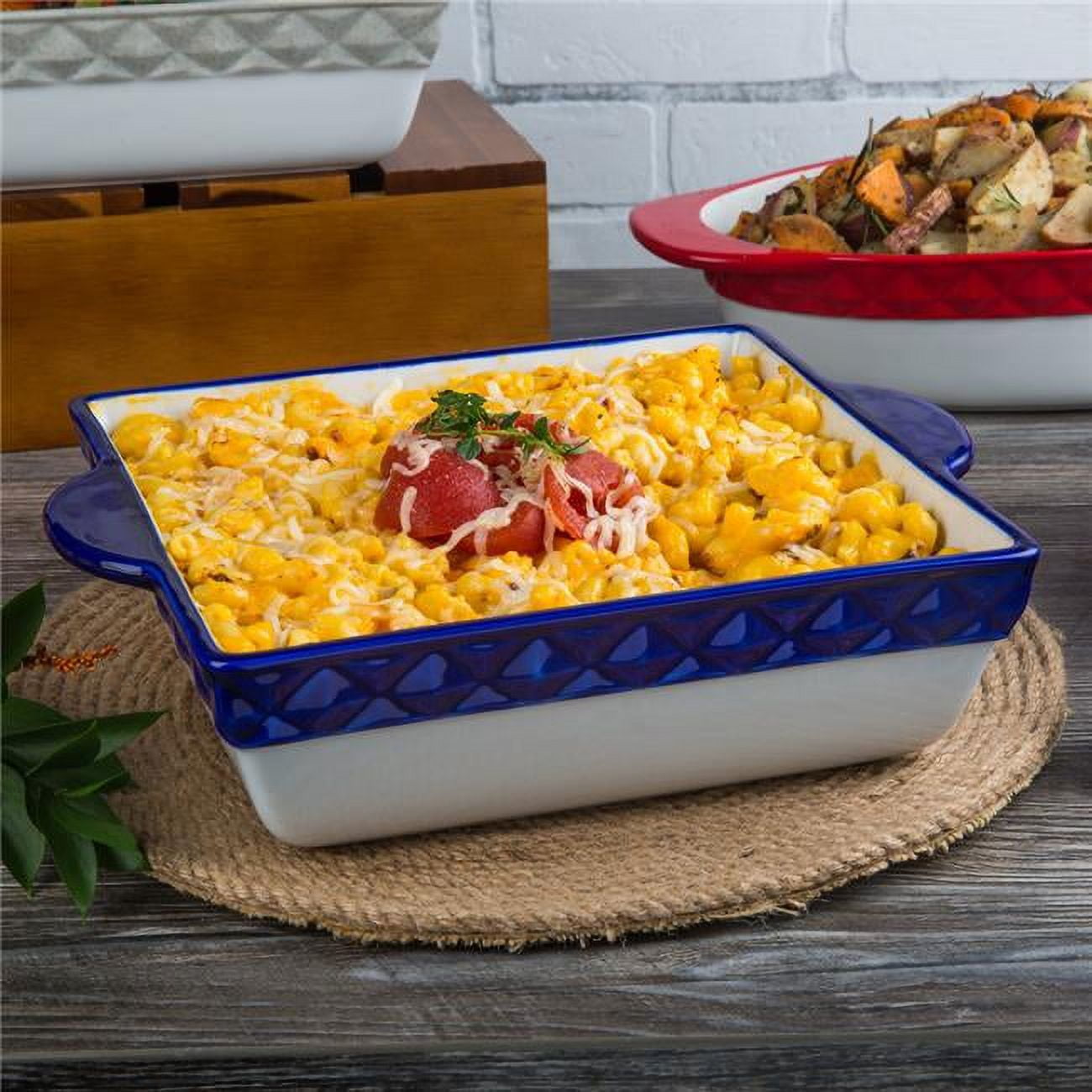 Tuxton EAC-401 3 qt. Porcelain White Embossed Square Casserole - Cobalt Band - Walmart.com