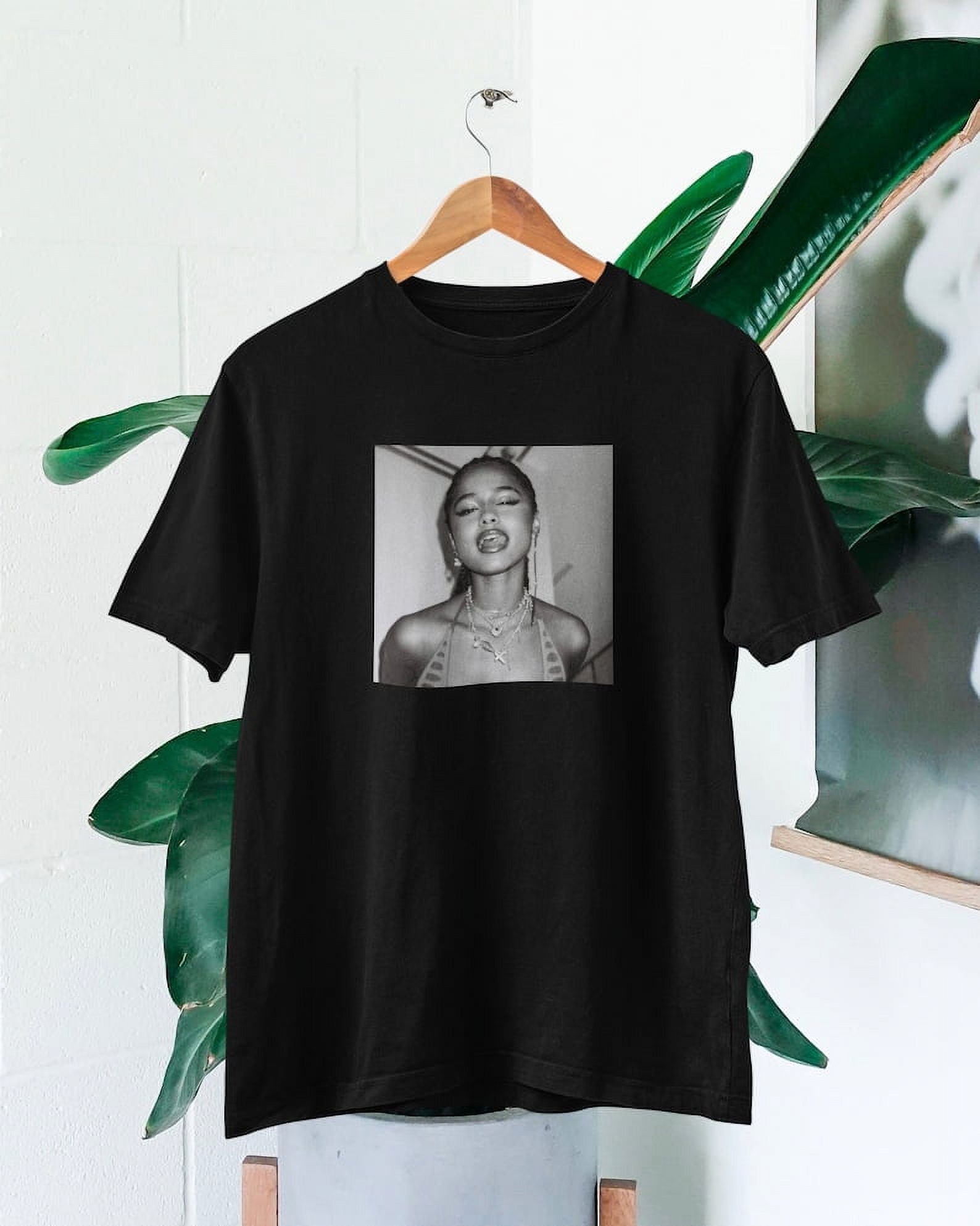 Tyla Photo T-shirt | Tyla Fans Shirt | Tyla Laura Seethal Top | Tyla ...