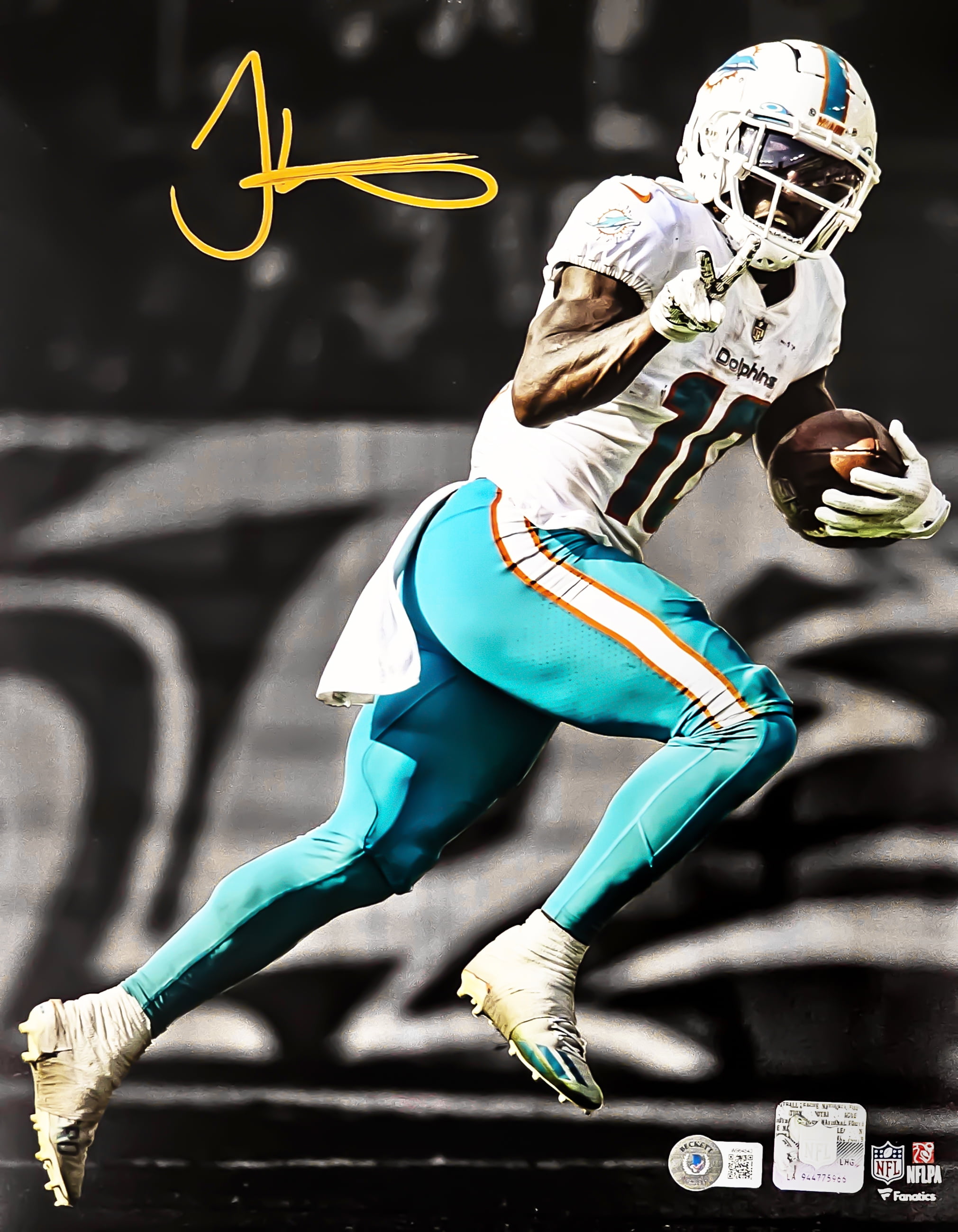 Tyreek Hill Autographed 11x14 Photo Miami Dolphins Spotlight Beckett ...