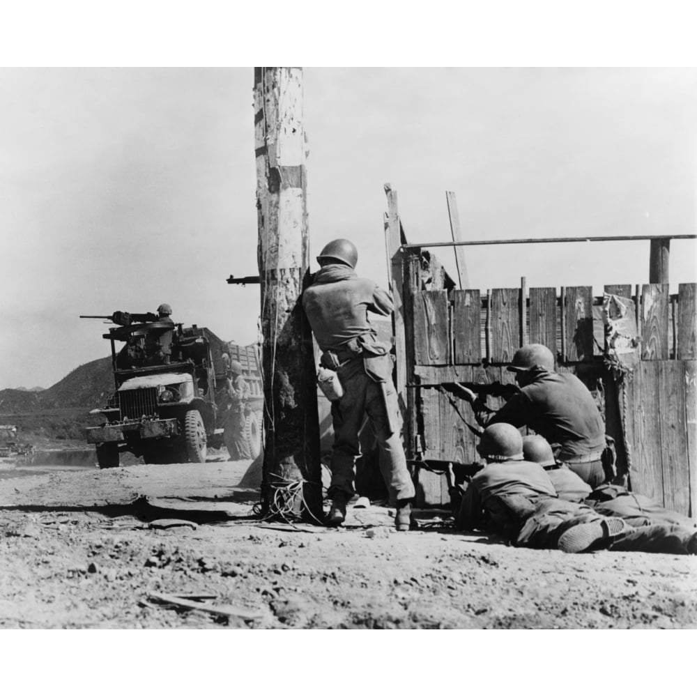 U.S. Combat Engineers Return North Korean Sniper Fire After The Battle ...