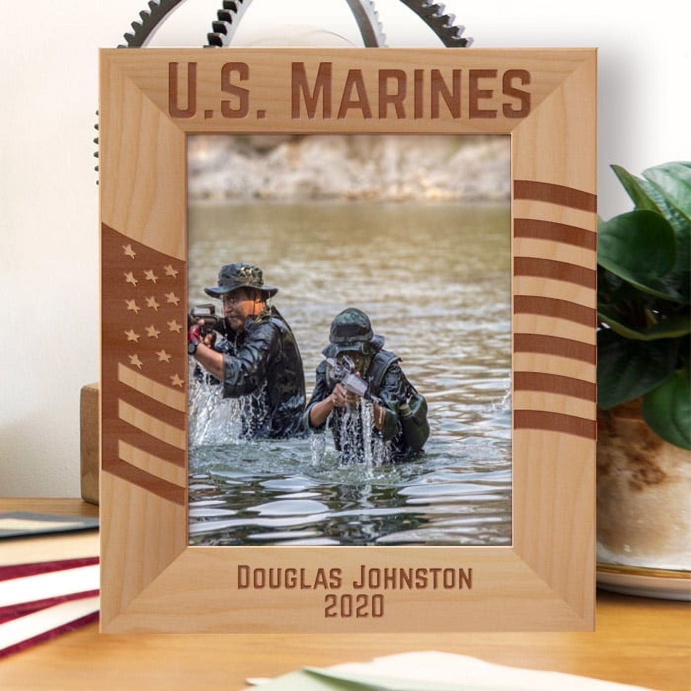 U.S. Marines Personalized Wooden Frame 8" x 10" Brown (Vertical ...