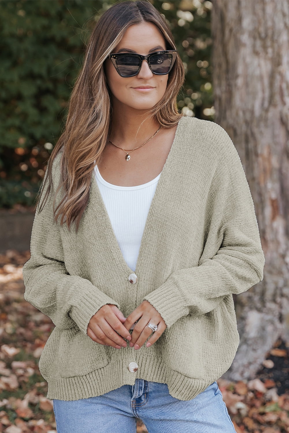 U.Vomade Chic V-Neck Cardigan with Pockets - Versatile and Cozy for All ...