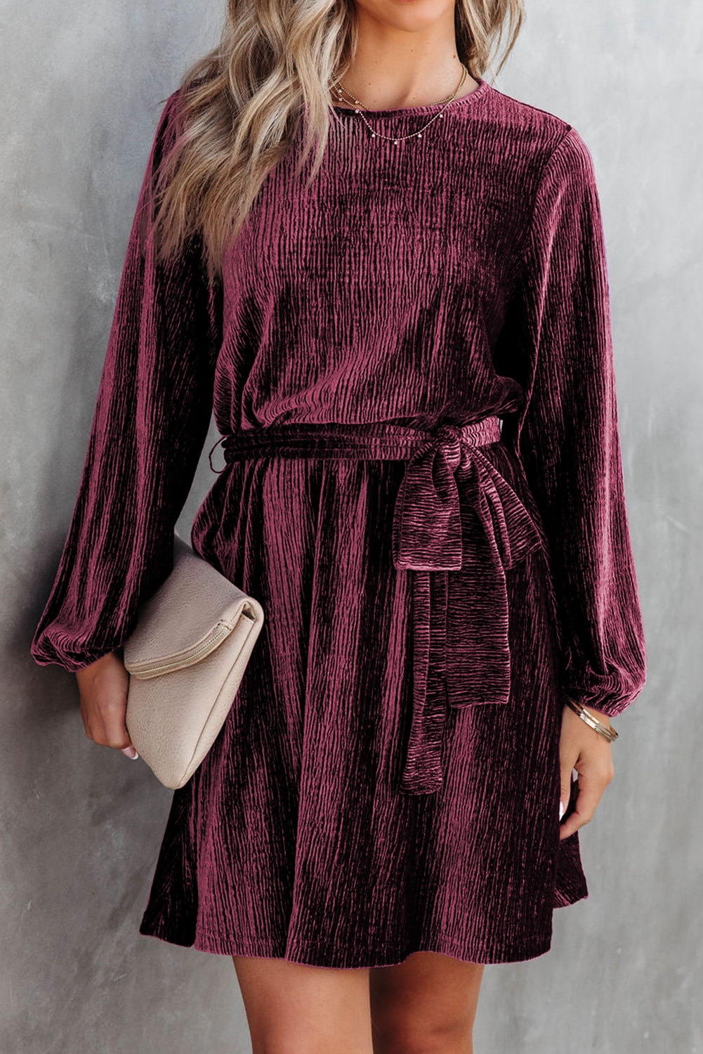 U.Vomade Elegant Urban Flair: Fiery Red Knot-Waist Velvet Mini Dress ...