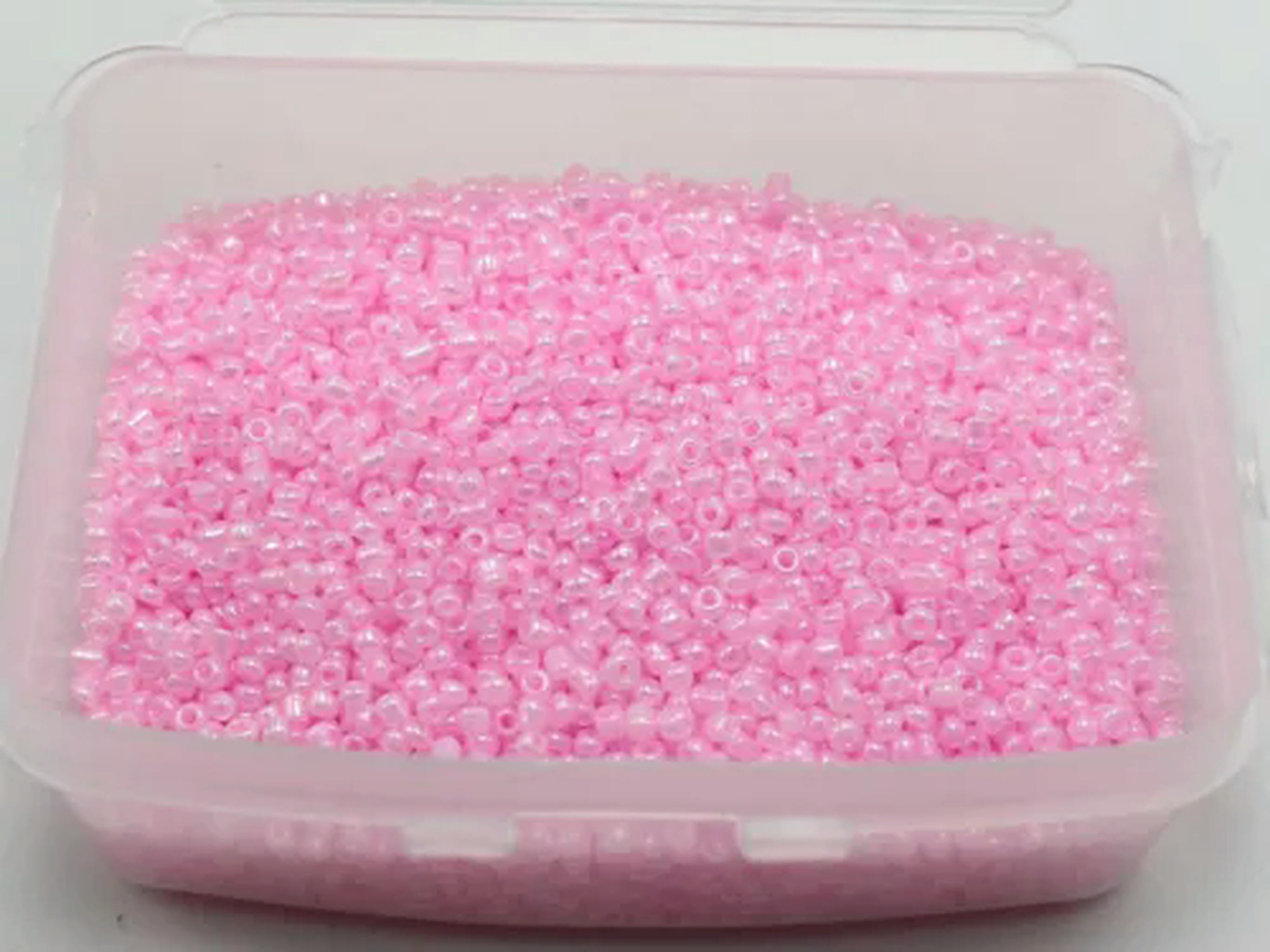 U8MO 10000 Ceylon Pearl Glass Beads 1.5mm (12/0) + Storage Box Colour ...