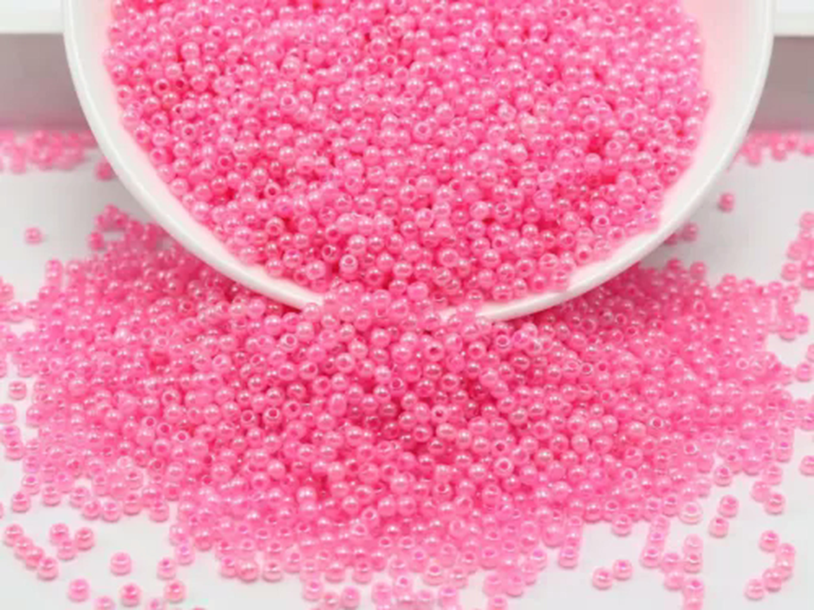U8MO 10000 Ceylon Pearl Glass Beads 1.5mm (12/0) + Storage Box Jewelry ...