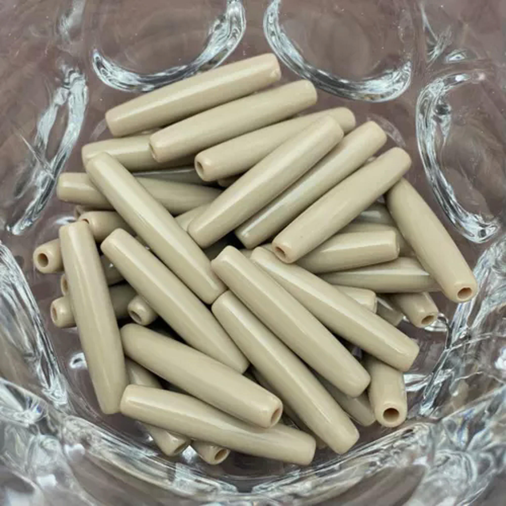 U8MO 100pcs Acrylic Oval Long Tube Beads 25mm for Beaded Handbag Sewing ...