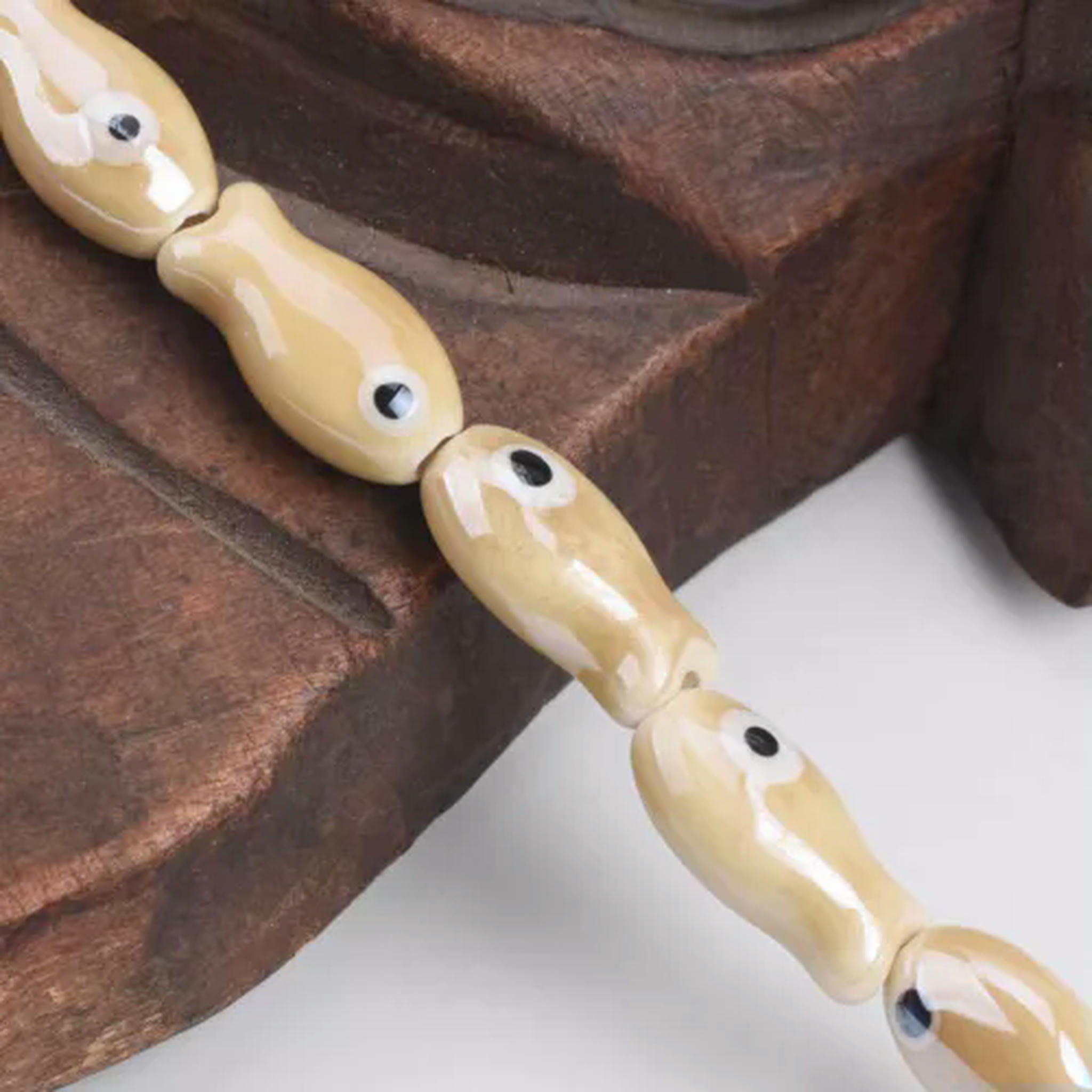 U8MO 10pcs 19x10mm Fish Shape Handmade Shiny Glazed Ceramic Porcelain ...
