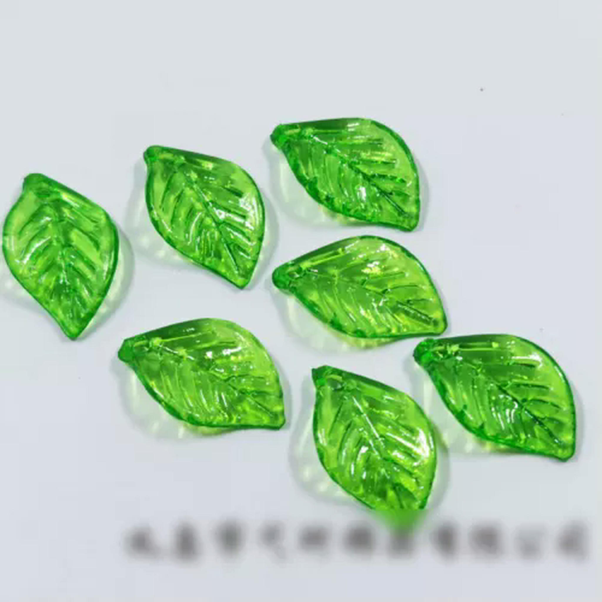 U8MO 200 pcs Green Leaf Plastic Pendants Dangle Charms Hang Ornament ...
