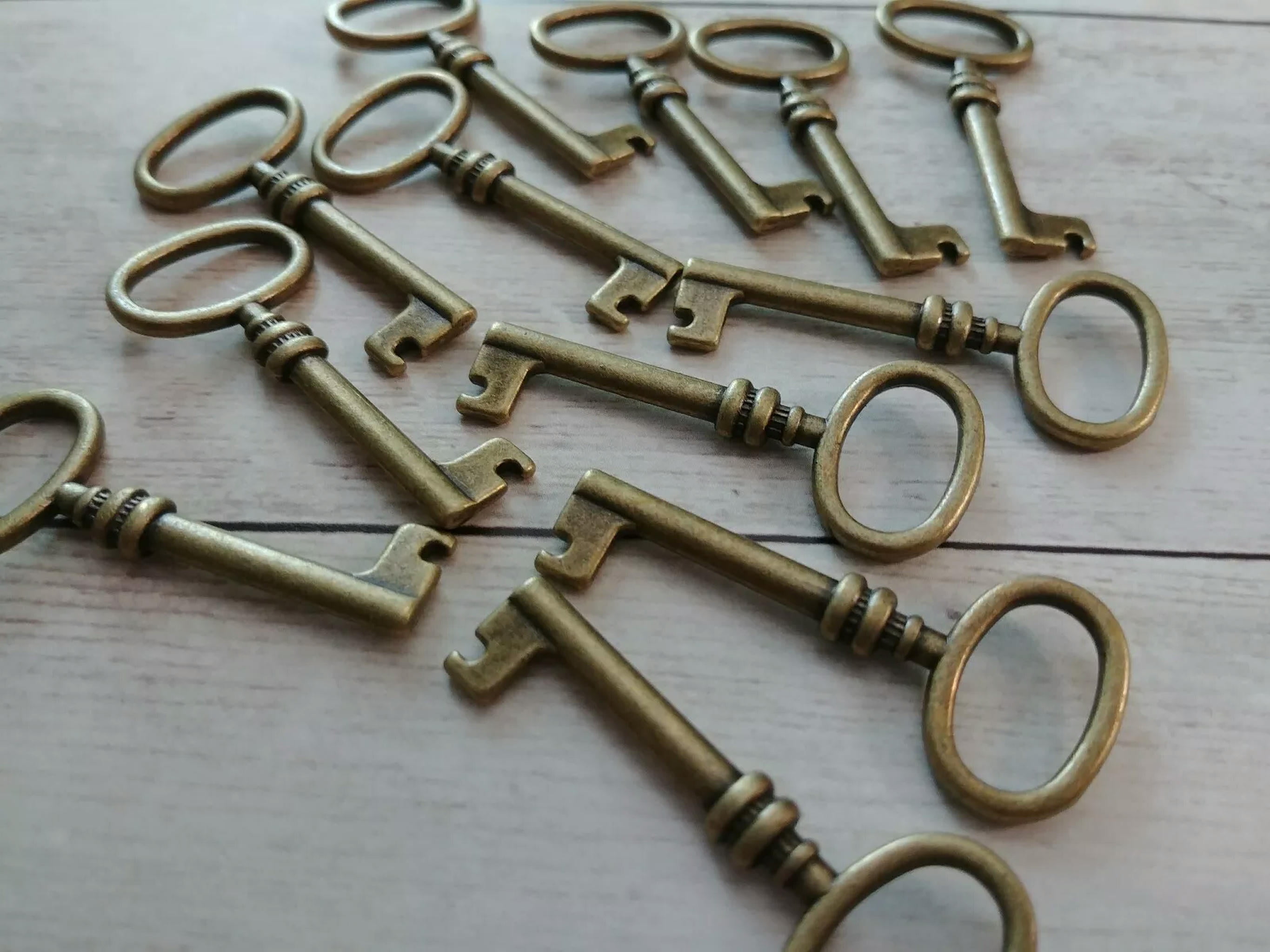 U8MO 25 Bulk Skeleton Keys Antiqued Bronze Keys Pendants Wedding Keys ...