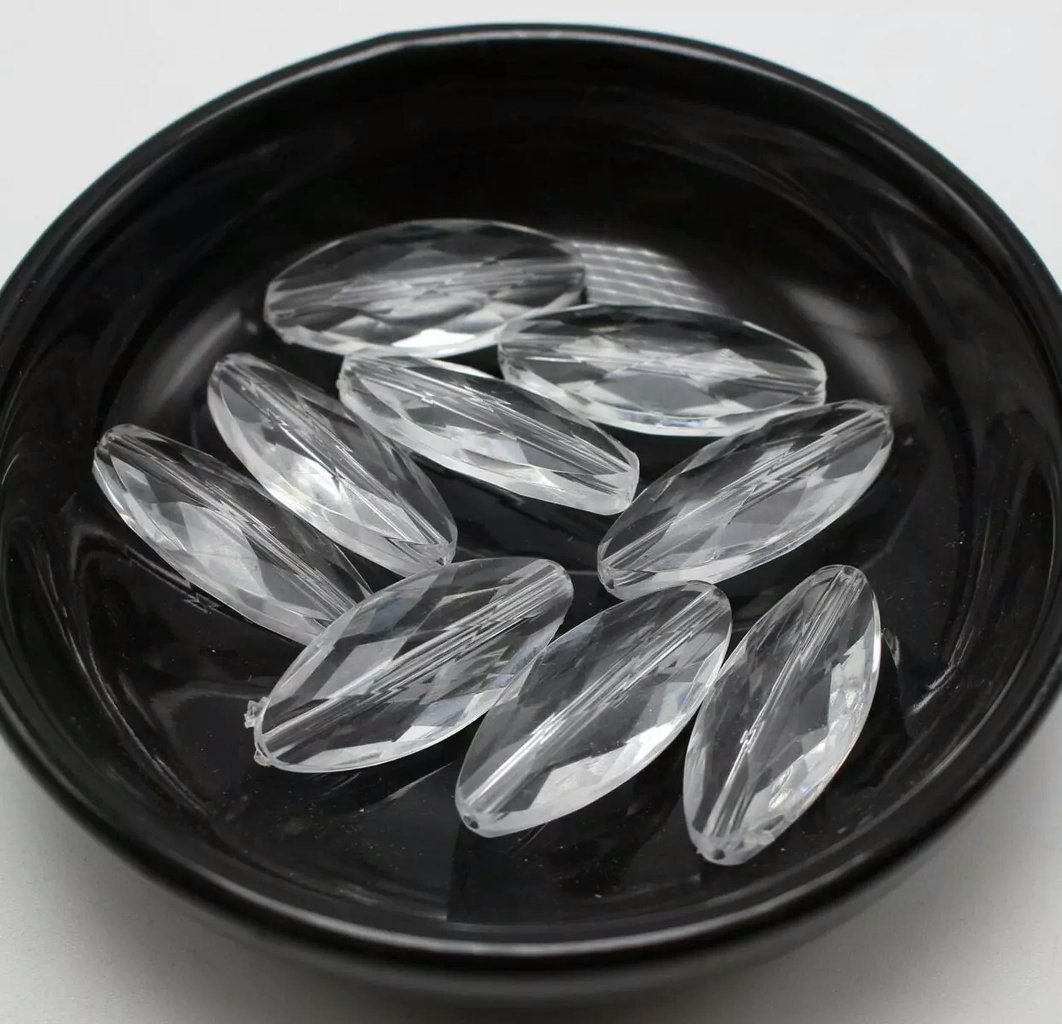 U8MO 30 Clear Transparent Acrylic Faceted Flat Oval Tube Beads 30X14mm ...