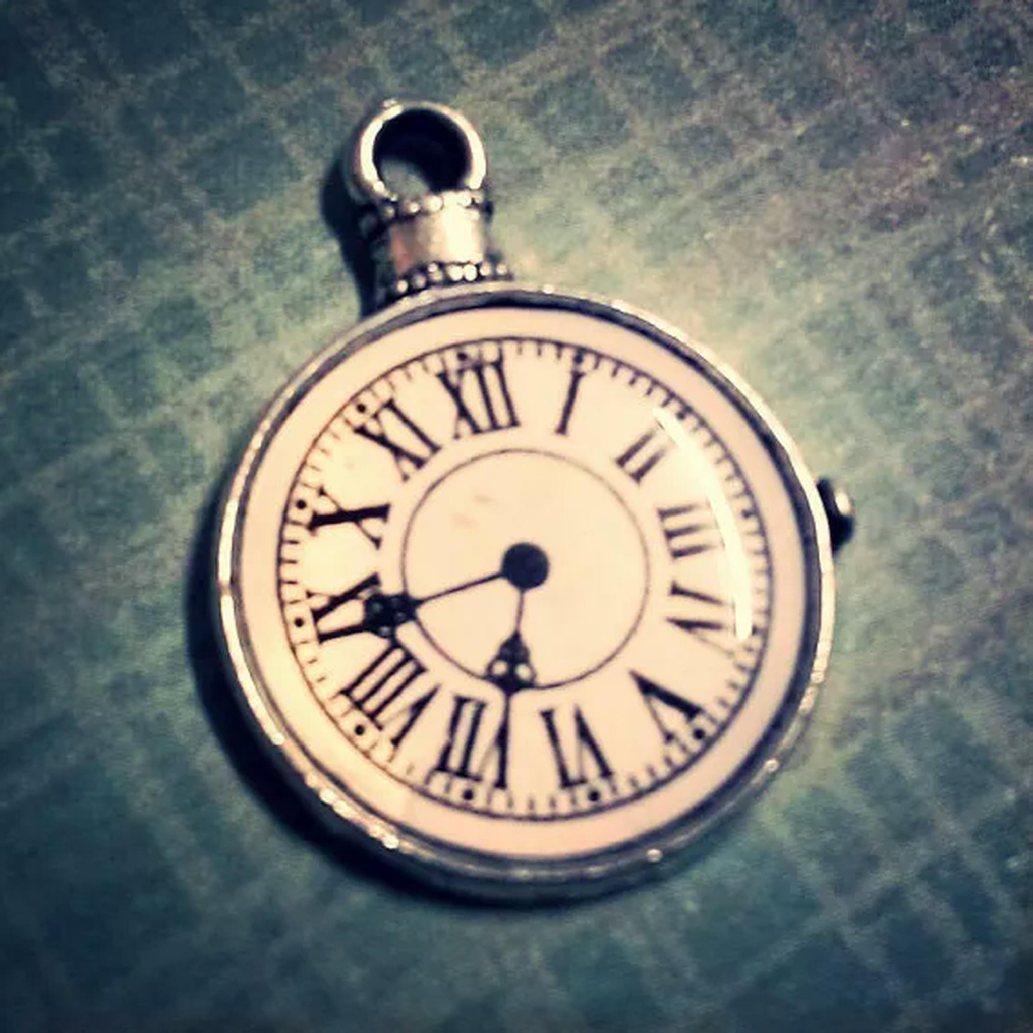 U8MO Clock Charm Antiqued Silver Steampunk Pendant Enameled Pocket ...