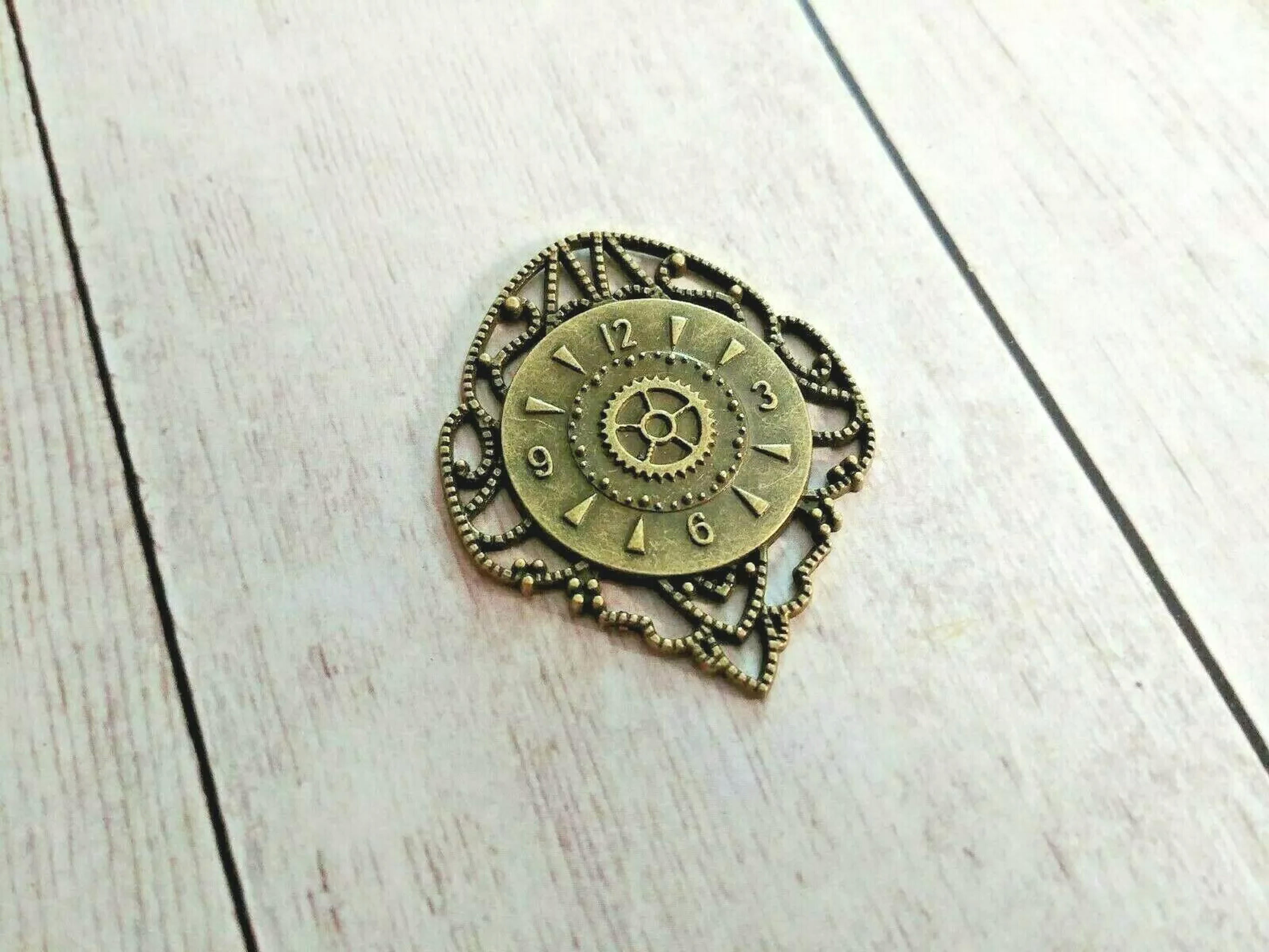 U8MO Clock Pendant Antiqued Bronze Steampunk Gears Filigree Focal Piece ...