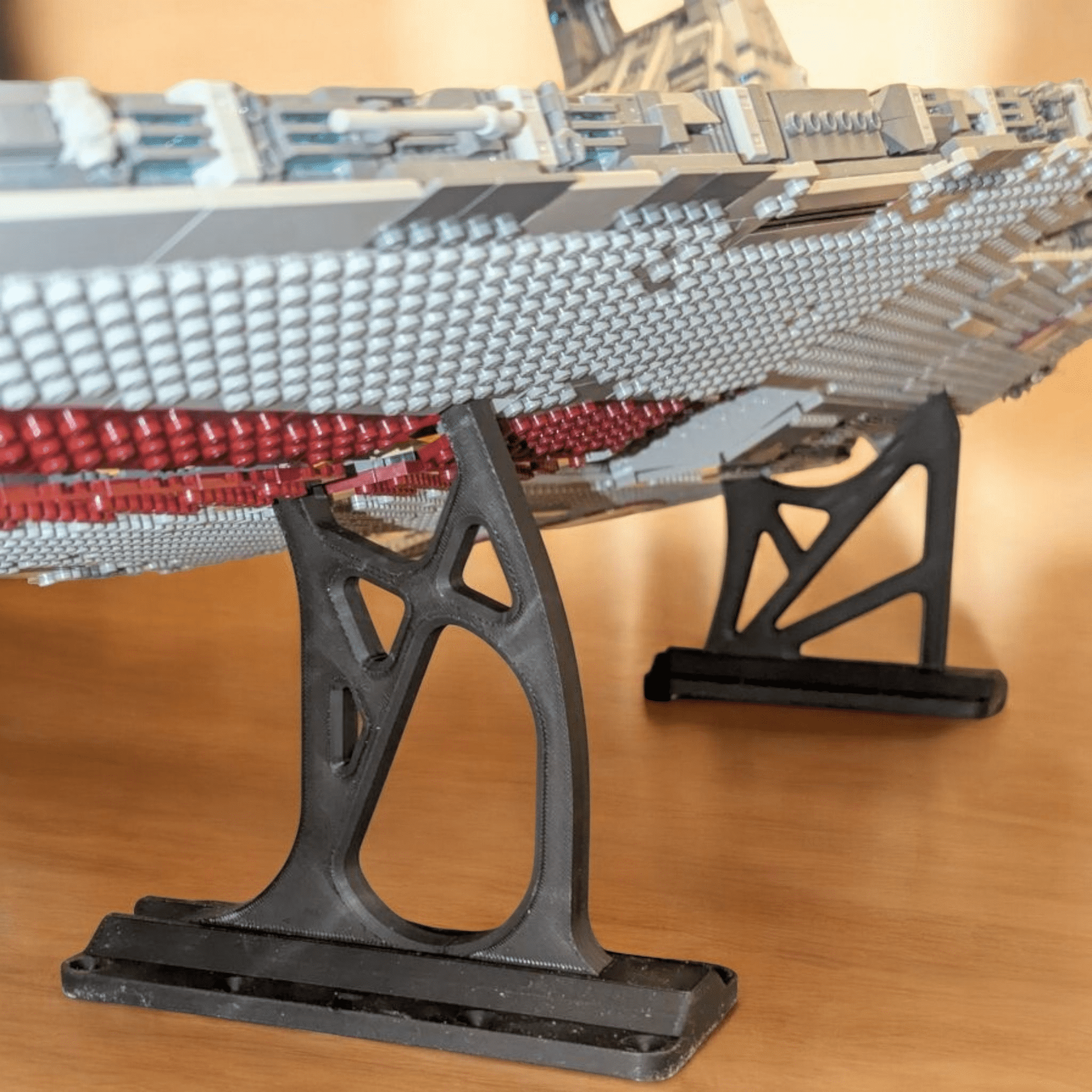 UCS Venator-Class Wall/Table Mount for Kit 75367 | 25° Angle | Easy ...