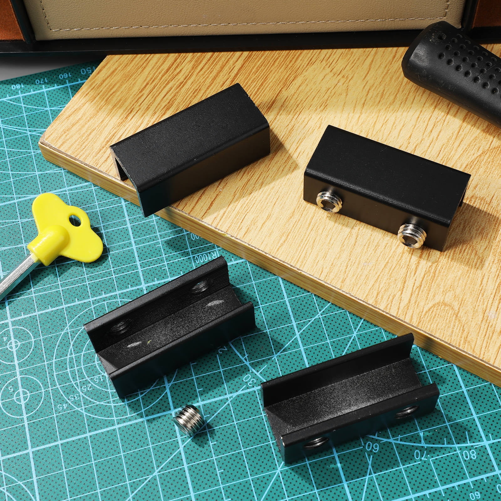 ULTNICE 4Pcs Adjustable Window Stops Safety Locks for Sliding Glass ...