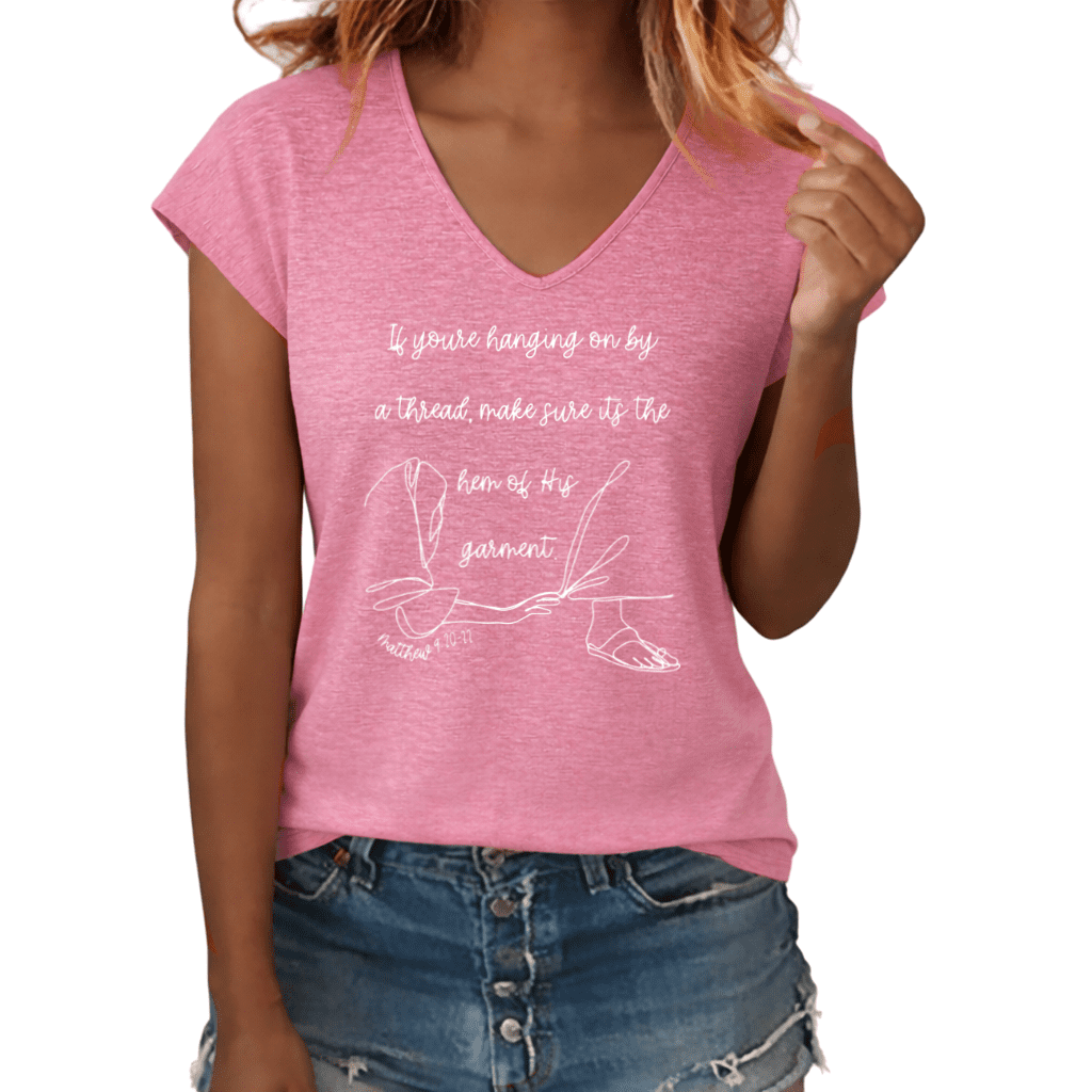 UNISHE Women's Christian Faith Hem Of His Garment Scripture Graphic V ...
