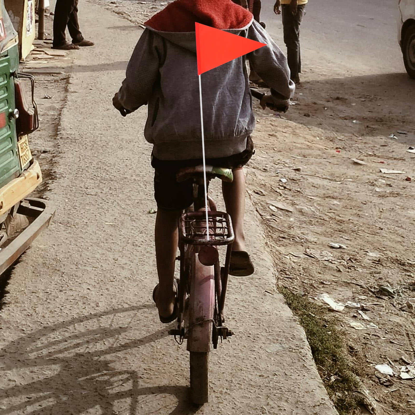 UNOMOR 6Pcs Reflective Bike Safety Flags with Triangular Design for ...