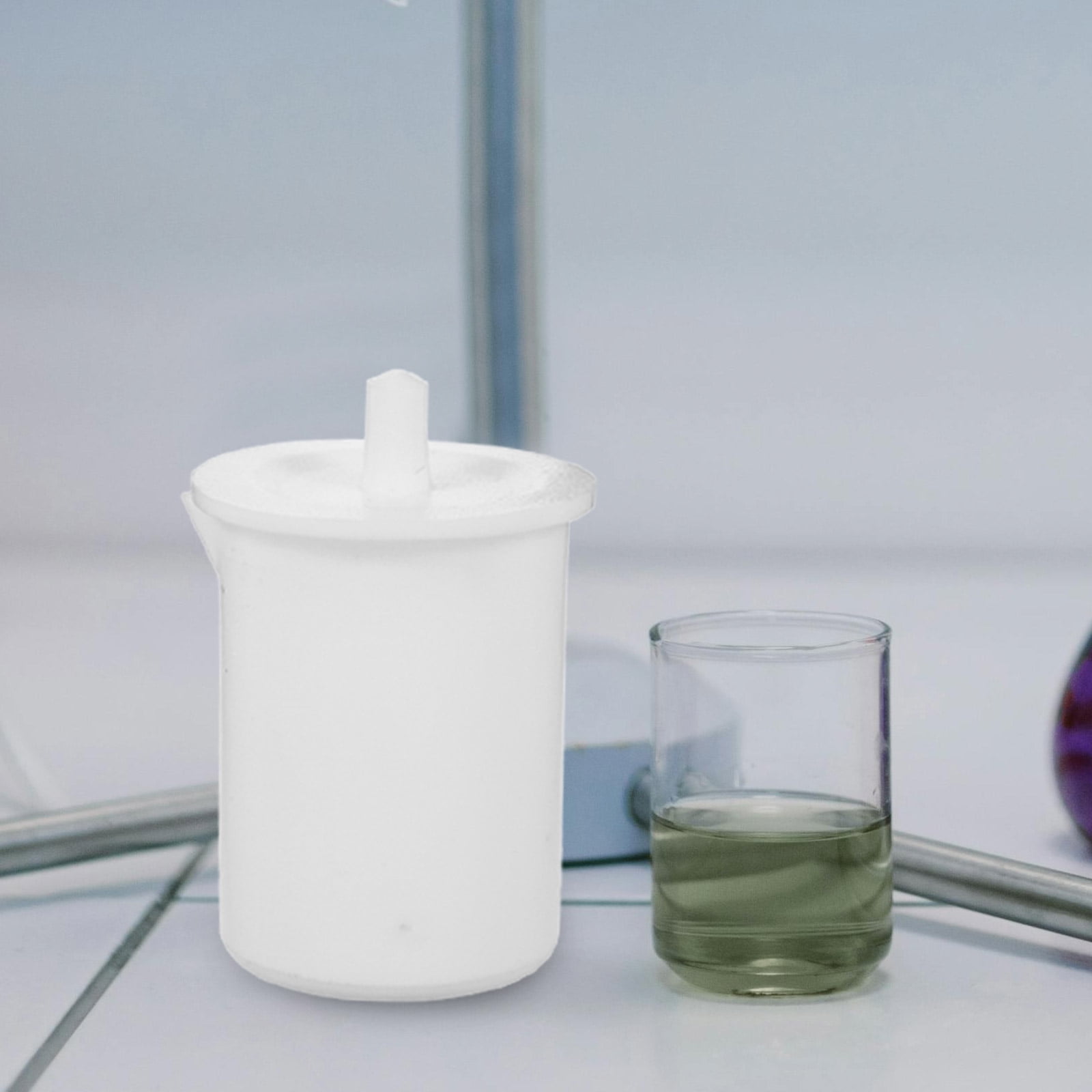 UPGRATOR 1Set Small Measuring Cup PTFE Beaker for Preventing Spills in ...