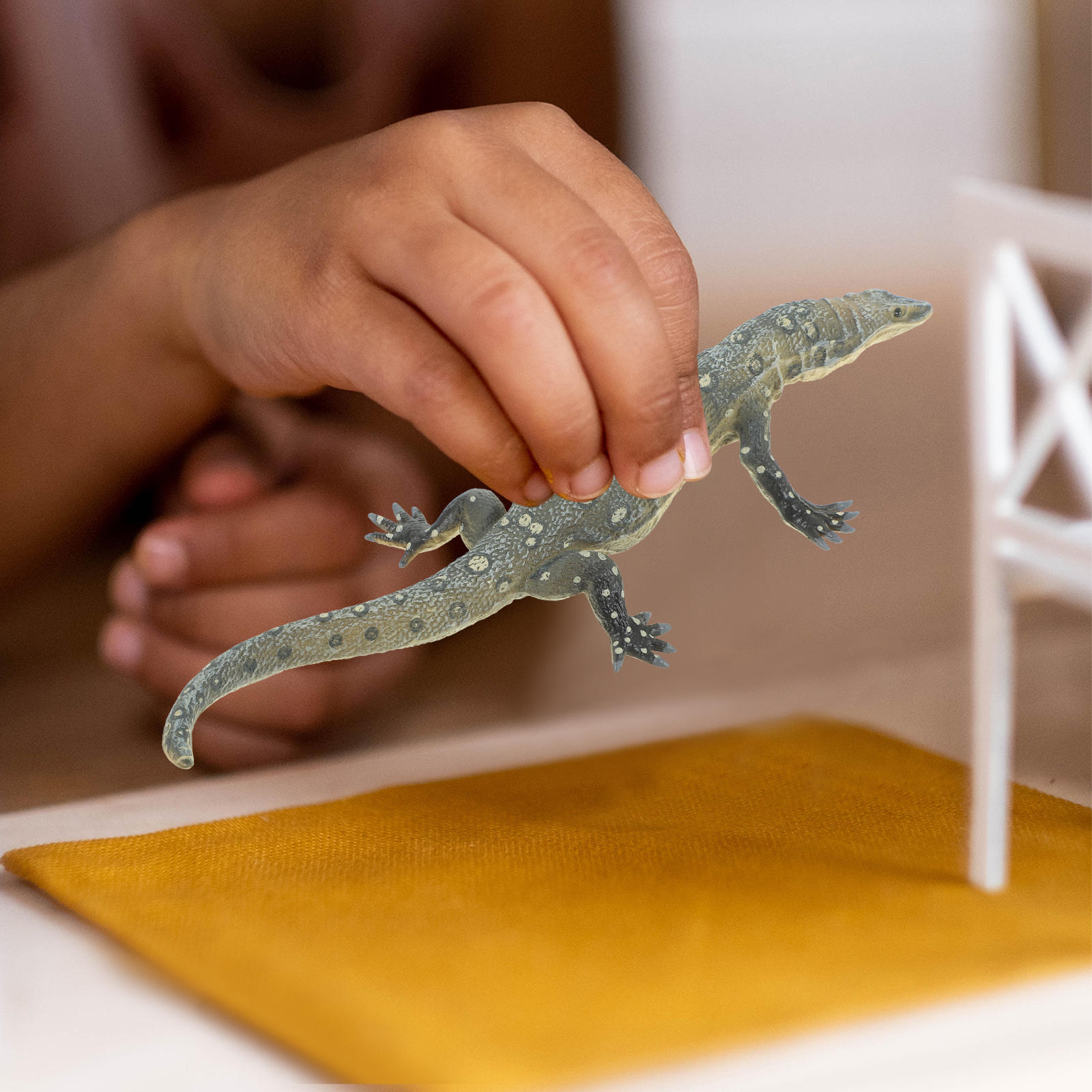 UPOUART Dark Green Lizard Model Realistic Lizards 1Pack Decorative ...