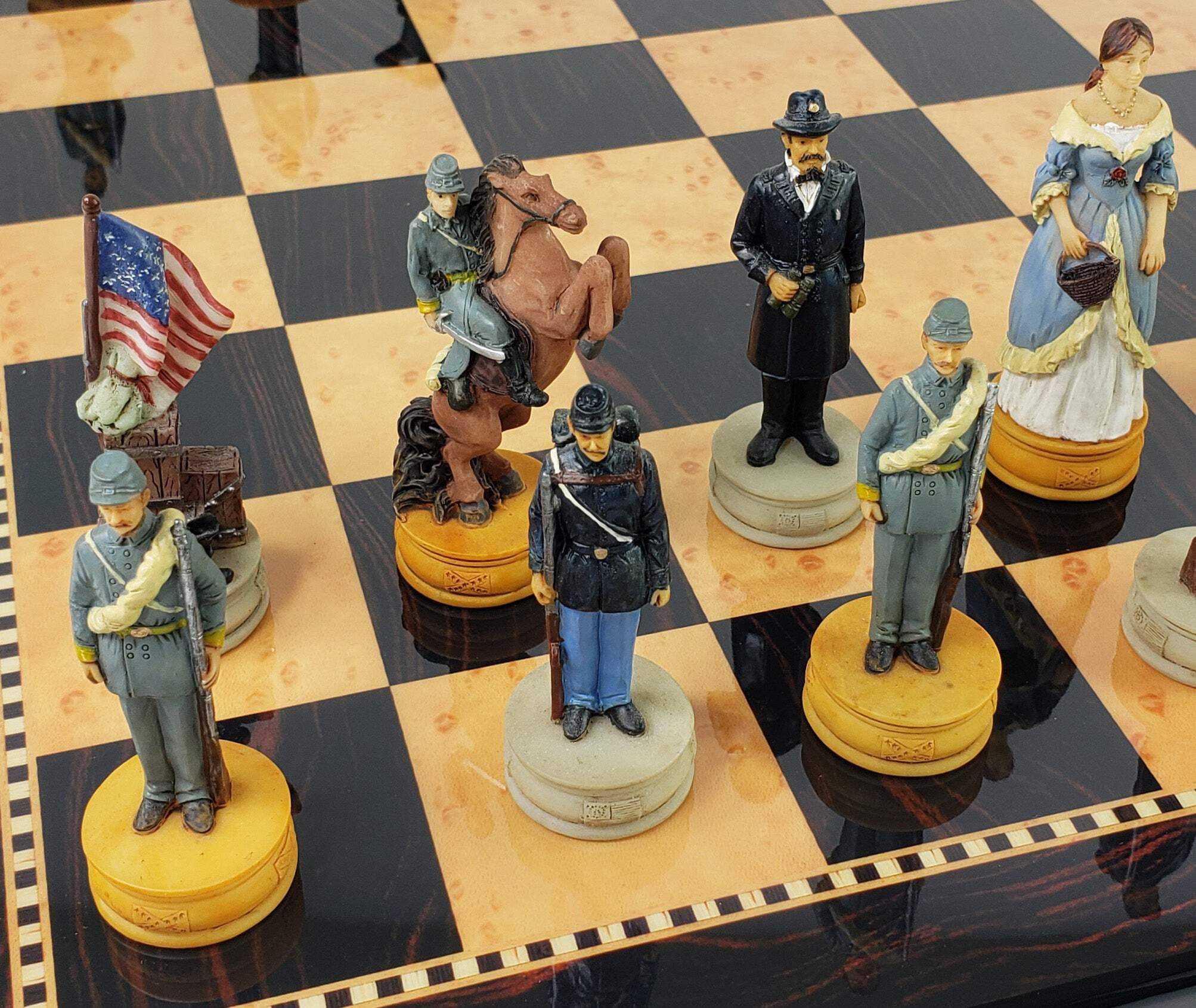 US American Civil War Queens Chess Set with 18" Dark Walnut Maple Color ...