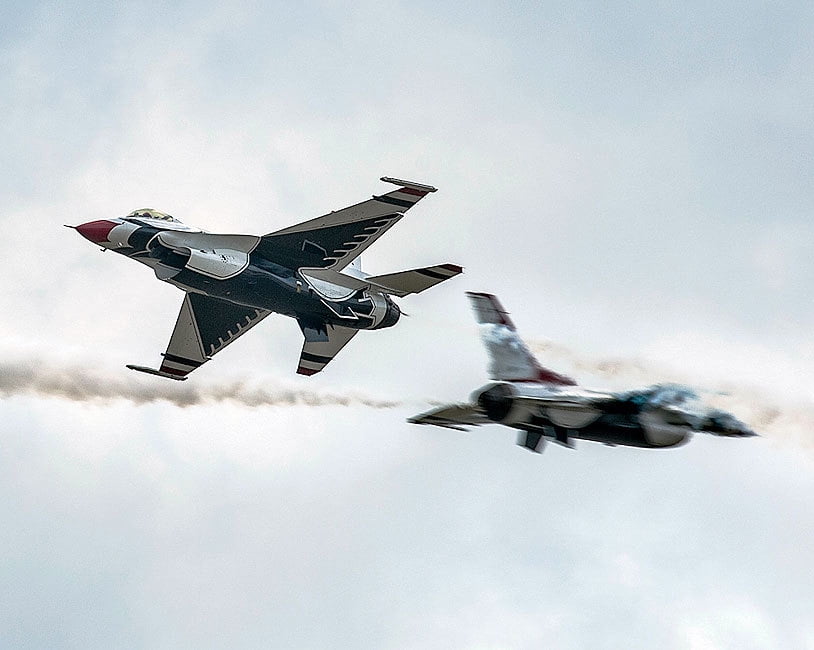 USAF Thunderbird High Bomb Burst Hit Maneuver Style - A - 24x36 Inch ...
