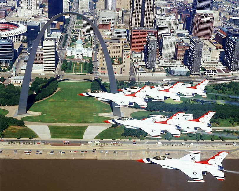 USAF Thunderbirds Over St. Louis - 24x36 Inch Laminated Aviation Poster ...