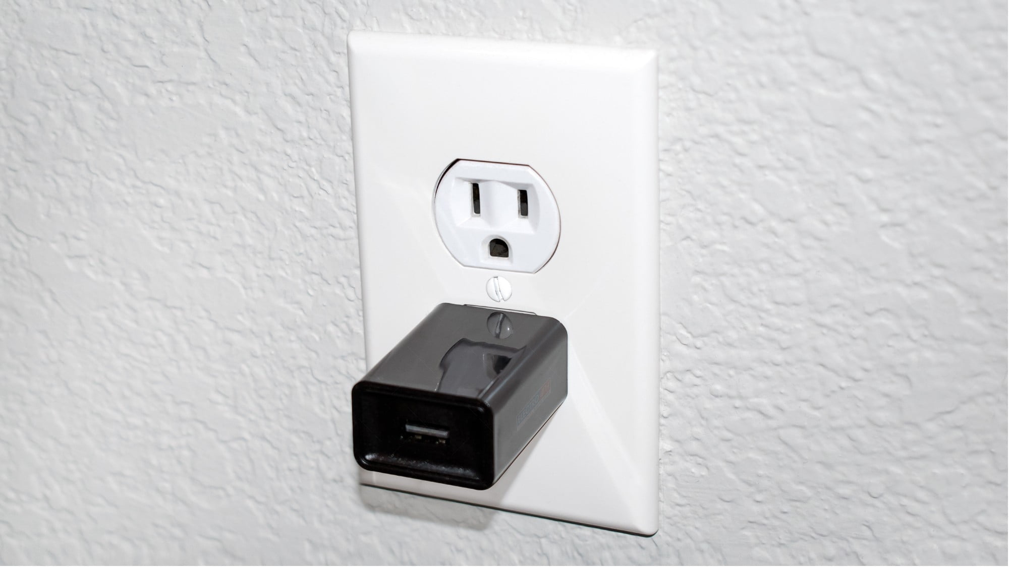 USB 2.0 Wall Charger for Quick Charging of iPhone and Android with 110V ...