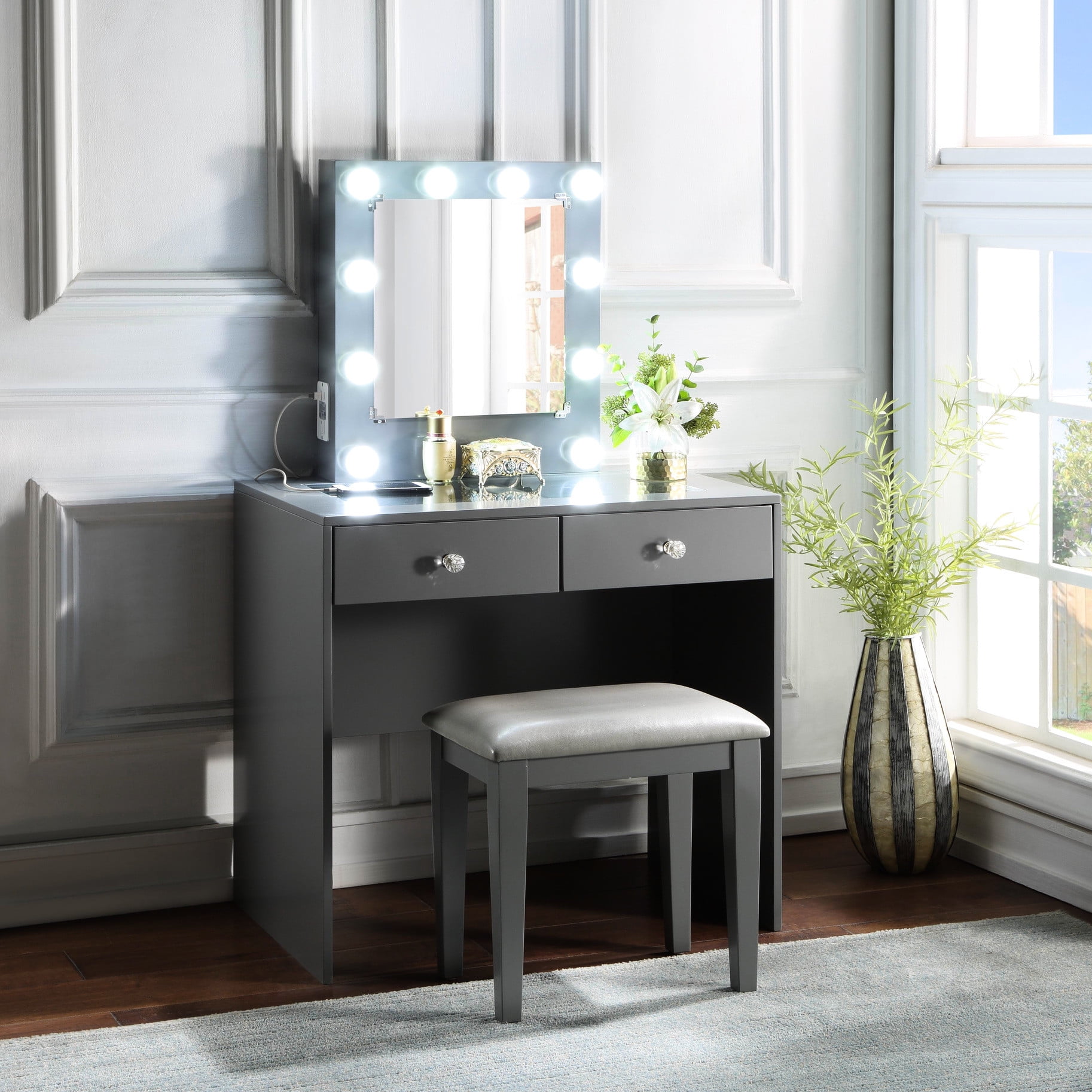 USB Port Makeup Vanity+Gray Finish and Lights"-"Daily Beauty ...