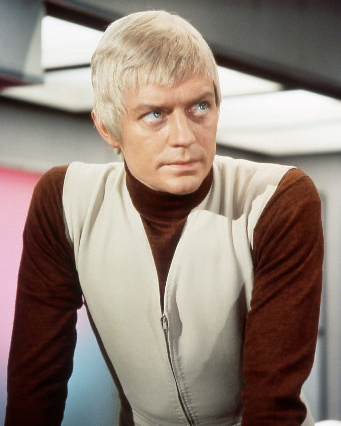 Ufo Cult Sci-Fi Series Ed Bishop As Commander Straker 24X36 Classic ...