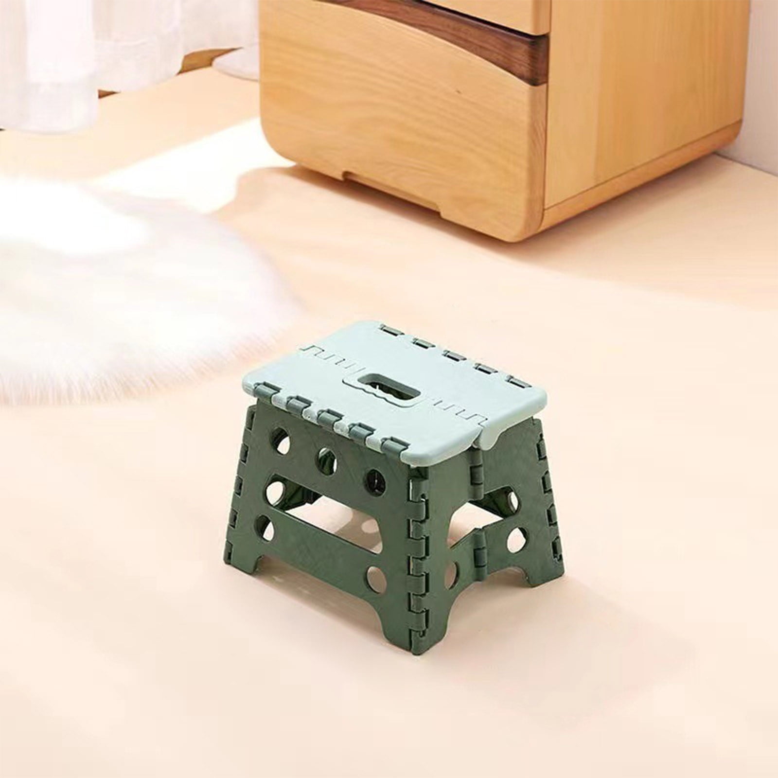 Ultra-Sturdy 100kg Capacity Folding Step Stool - Compact Plastic ...