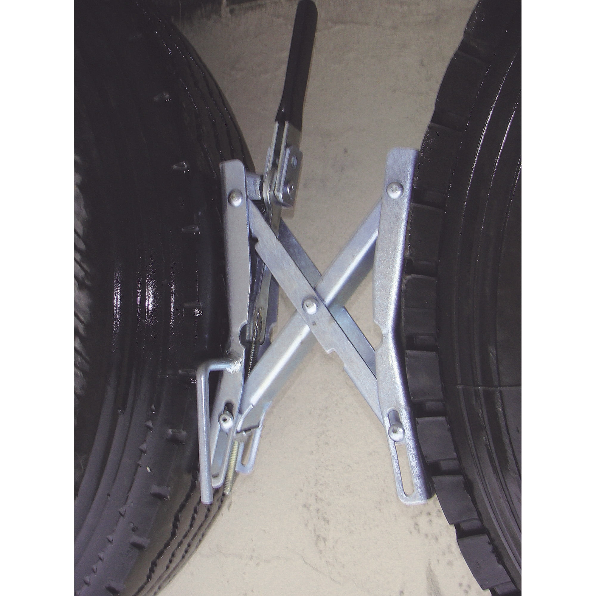 Ultra-Tow Tandem Wheel Chock/Lock, Pair - Walmart.com