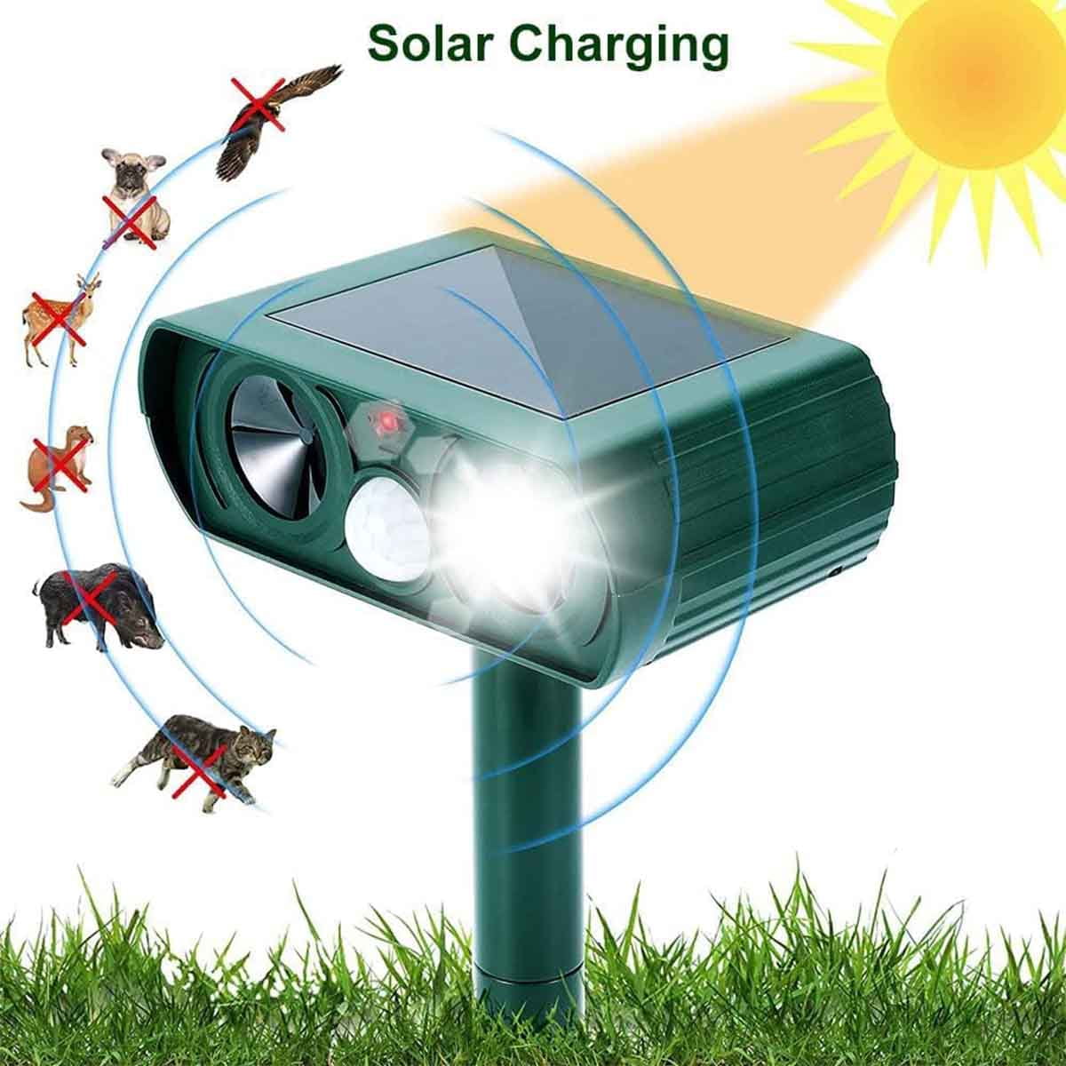 Ultrasonic Animal Repeller Solar Animal Deterrent with LED Flash Lights ...