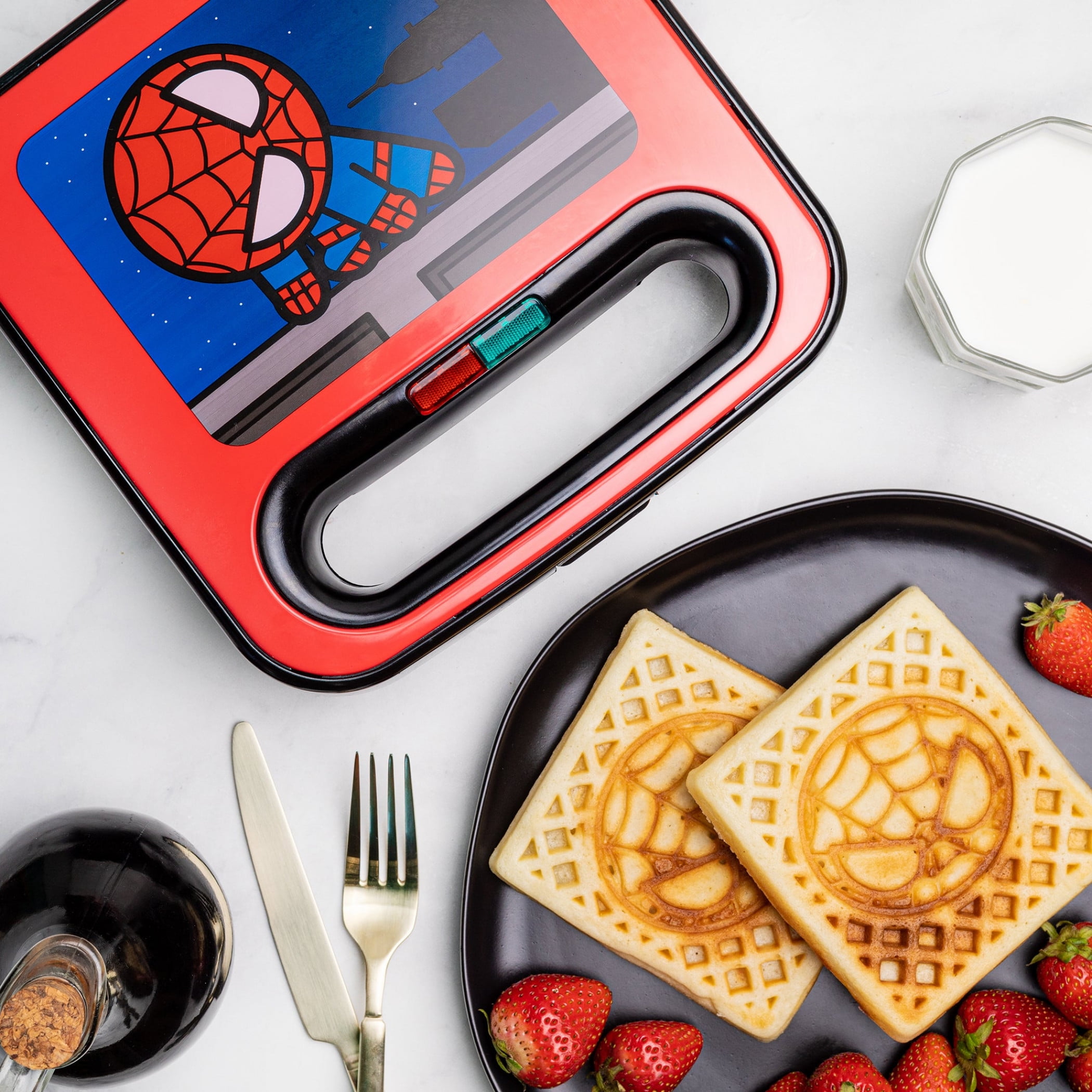 Uncanny Brands Marvel Spider-Man Chibi Waffle Maker - Walmart.com