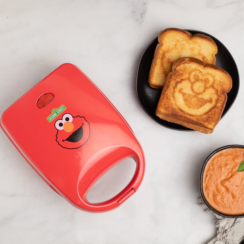 Uncanny Brands Sesame Street Elmo Sandwich Maker, Single Model ...